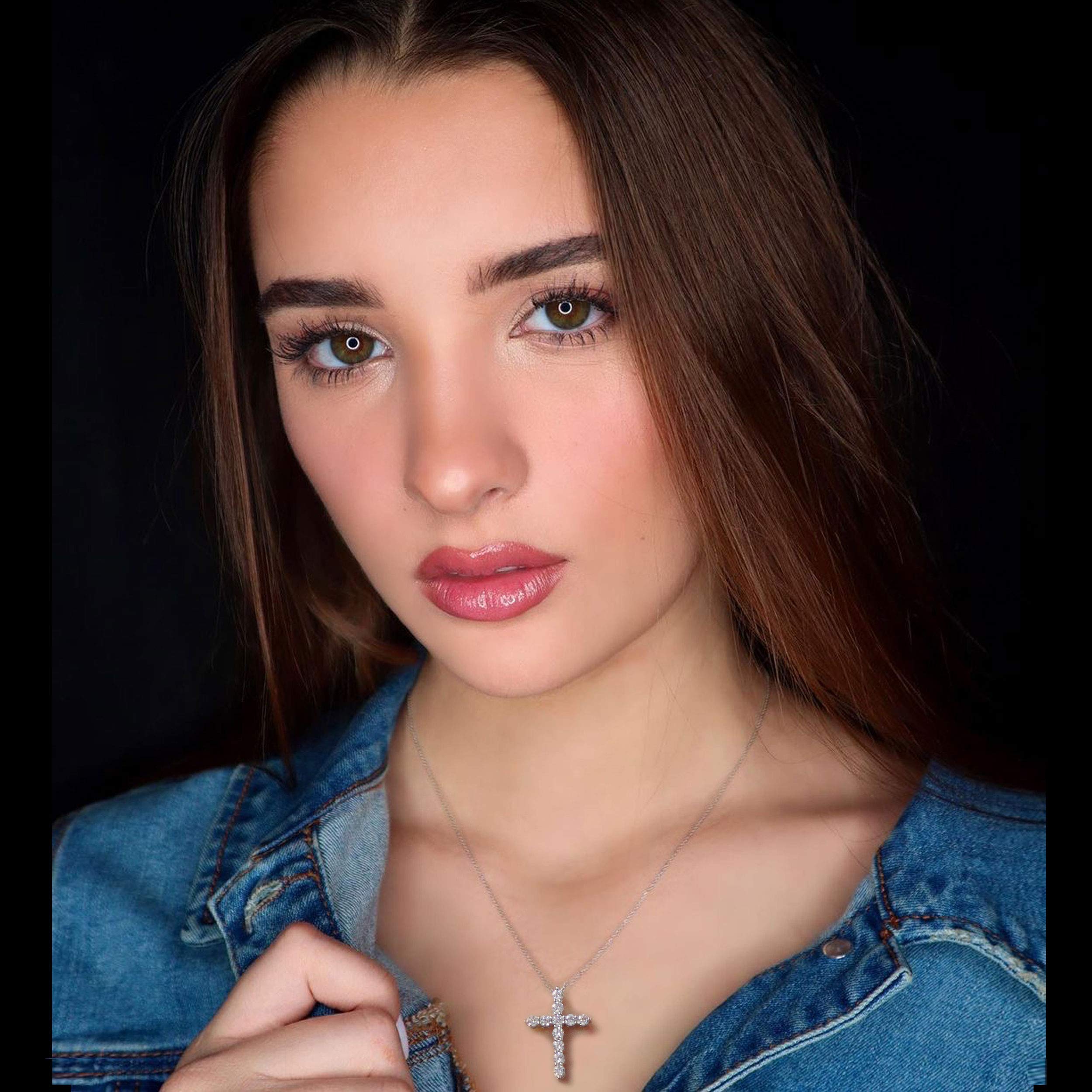 Fifth and Fine Classic Cross Pendant Necklace with Natural Round Diamonds Set in 925 Sterling Silver (.75)