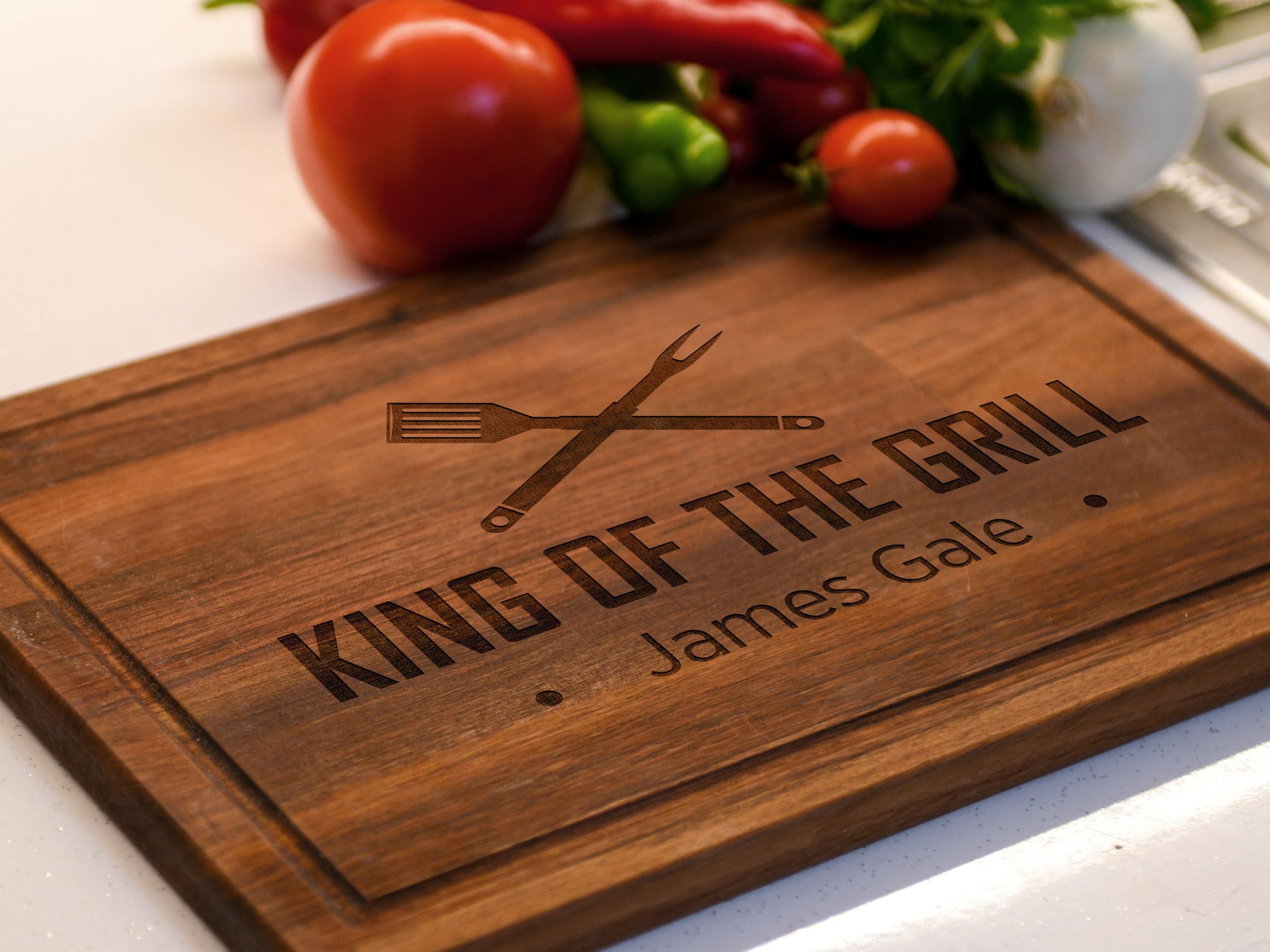 King of the Grill, Cutting Board, Personalized Cutting Boards for Men and Dad, Fathers Day, Dad's Birthday, Christmas Gift, Custom Cooking Gift, BBQ Gifts, Kitchen Gift, With Apron and Display Stand