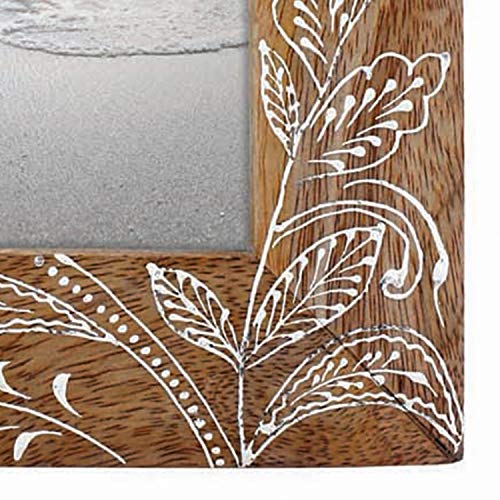 Foreside Home and Garden Natural 4 x 6 inch Floral Pattern Decorative Wood Picture Frame, 4x6, Brown, White