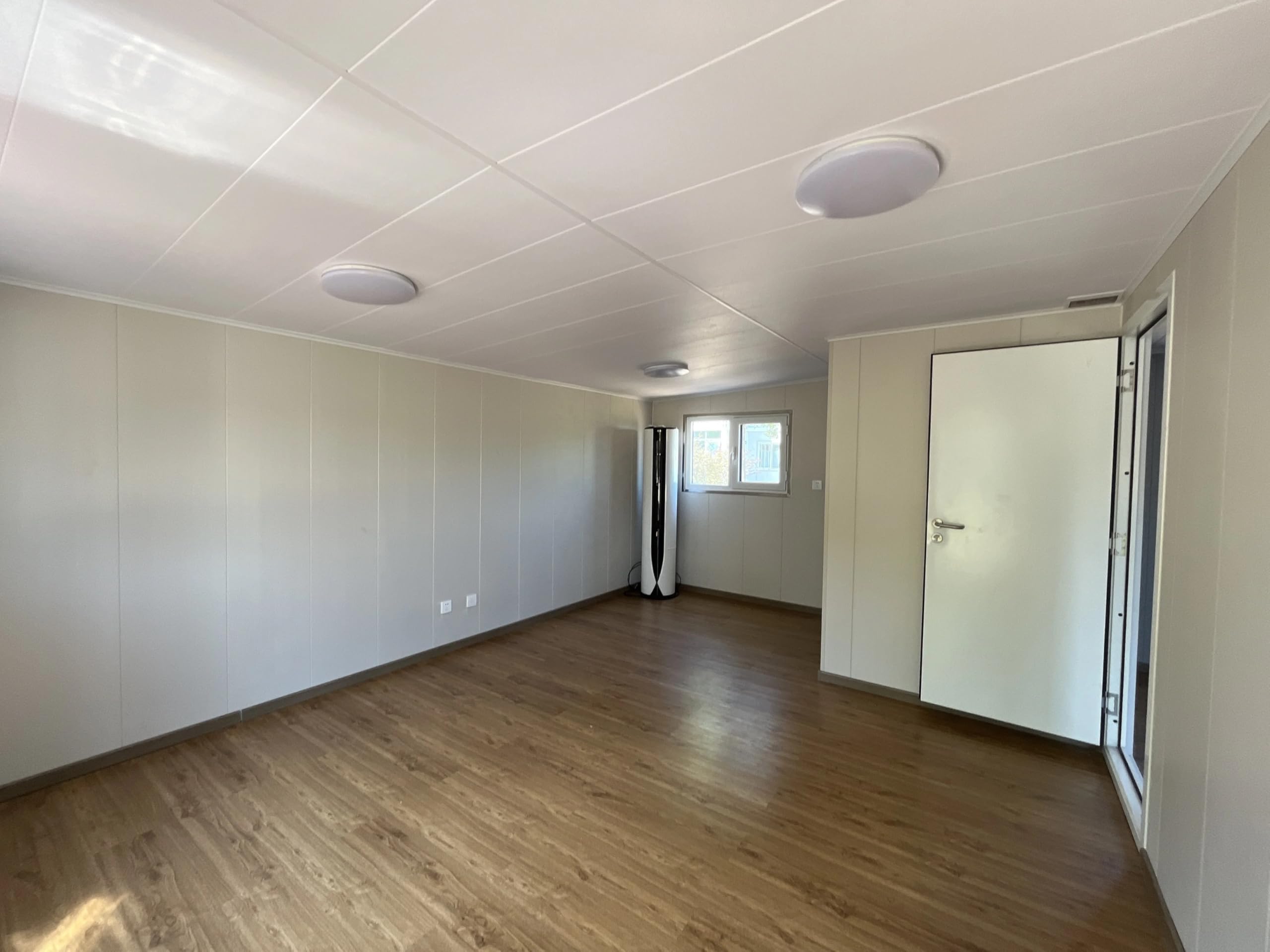 Prefabricated Mobile Tiny House, 15x20 ft, 2 Bedrooms, Bathroom, Kitchen for Guard House, Shop, Villa Hotel, Booth, Office Waterproof