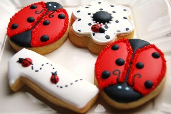 Ladybug Insect 3 Inch Cookie Cutter from The Cookie Cutter Shop β Tin Plated Steel Cookie Cutter β Made in the USA