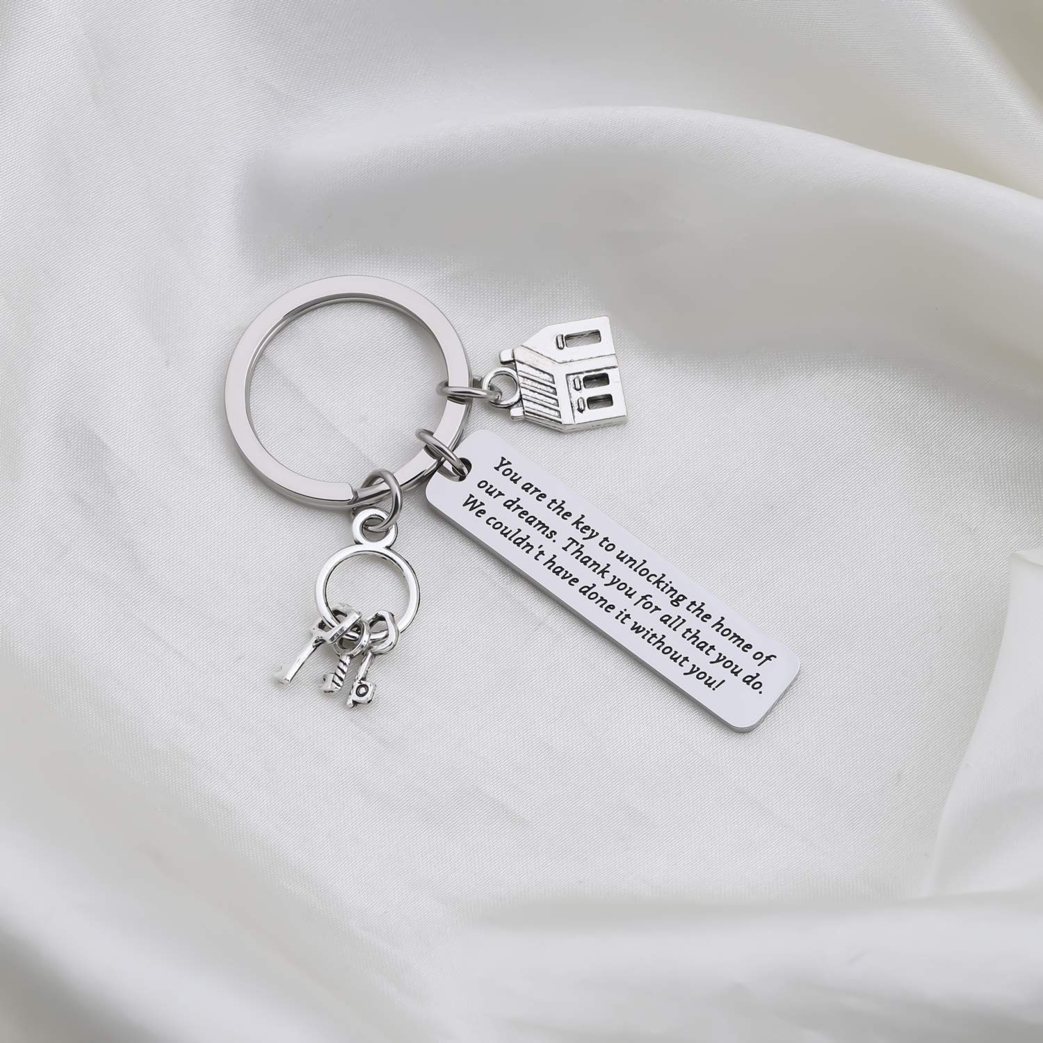 ENSIANTH Realtor Keychain Thank you Realtor Keychain Real Estate Agent Gift Buying and Selling Keychain (Realtor bar Key)