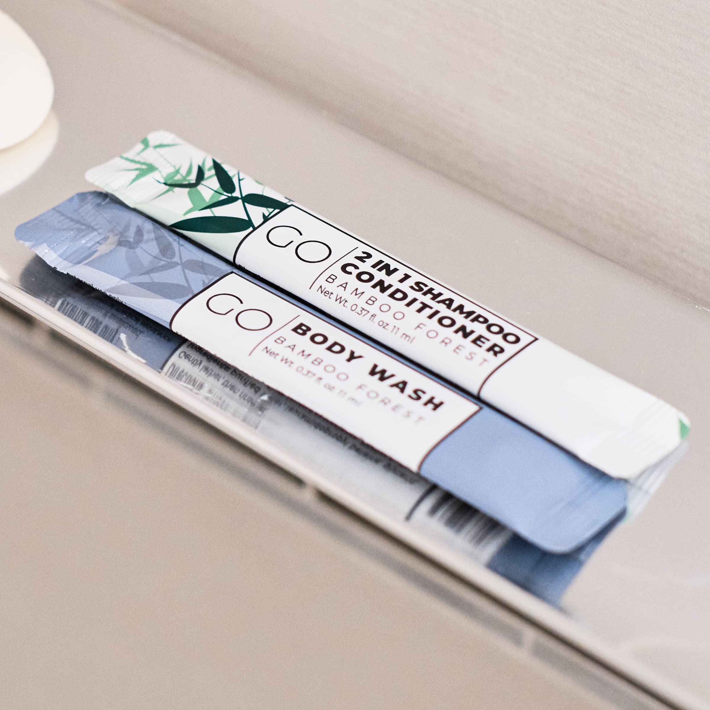 Go Essentials Travel 2 in 1 Shampoo/Conditioner 20 Unit Box Variety Pack (5 of each - shampoo/conditioner, lotion, mouthwash and body wash)
