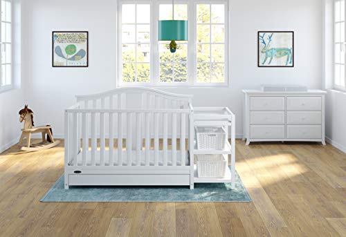 Graco Solano 4-in-1 Convertible Crib and Changer with Drawer (White) – Crib and Changing Table Combo with Drawer, Includes Changing Pad, Converts to Toddler Bed, Daybed and Full-Size Bed