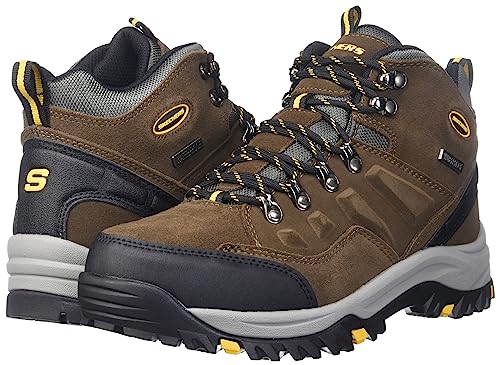 Skechers Men Relaxed Fit¿: Relment - Pelmo Chukka Boot, Khaki Suede, 8 US