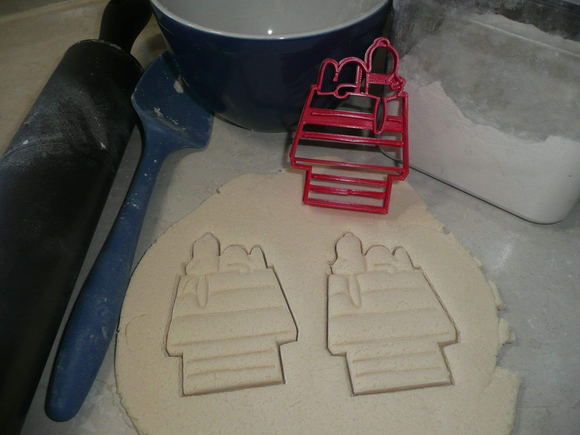 INSPIRED BY SNOOPY ON DOGHOUSE DOG HOUSE DETAILED COOKIE CUTTER MADE IN USA PR3975