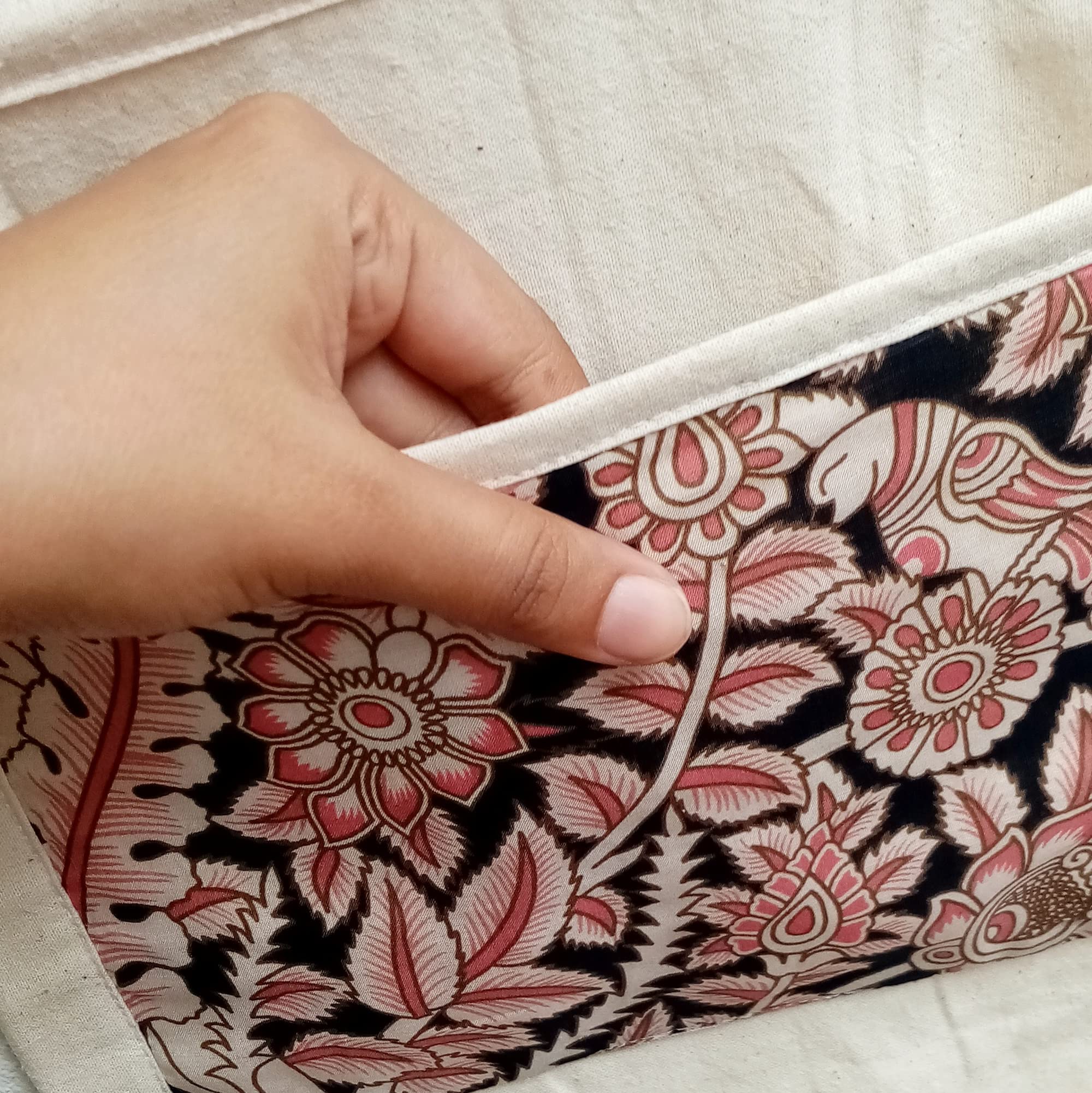 Fabric mail organizer, wall pockets, fabric storage slots, office mails and bills storage, mais and bills, outgoing mails organizer, closet door organizer