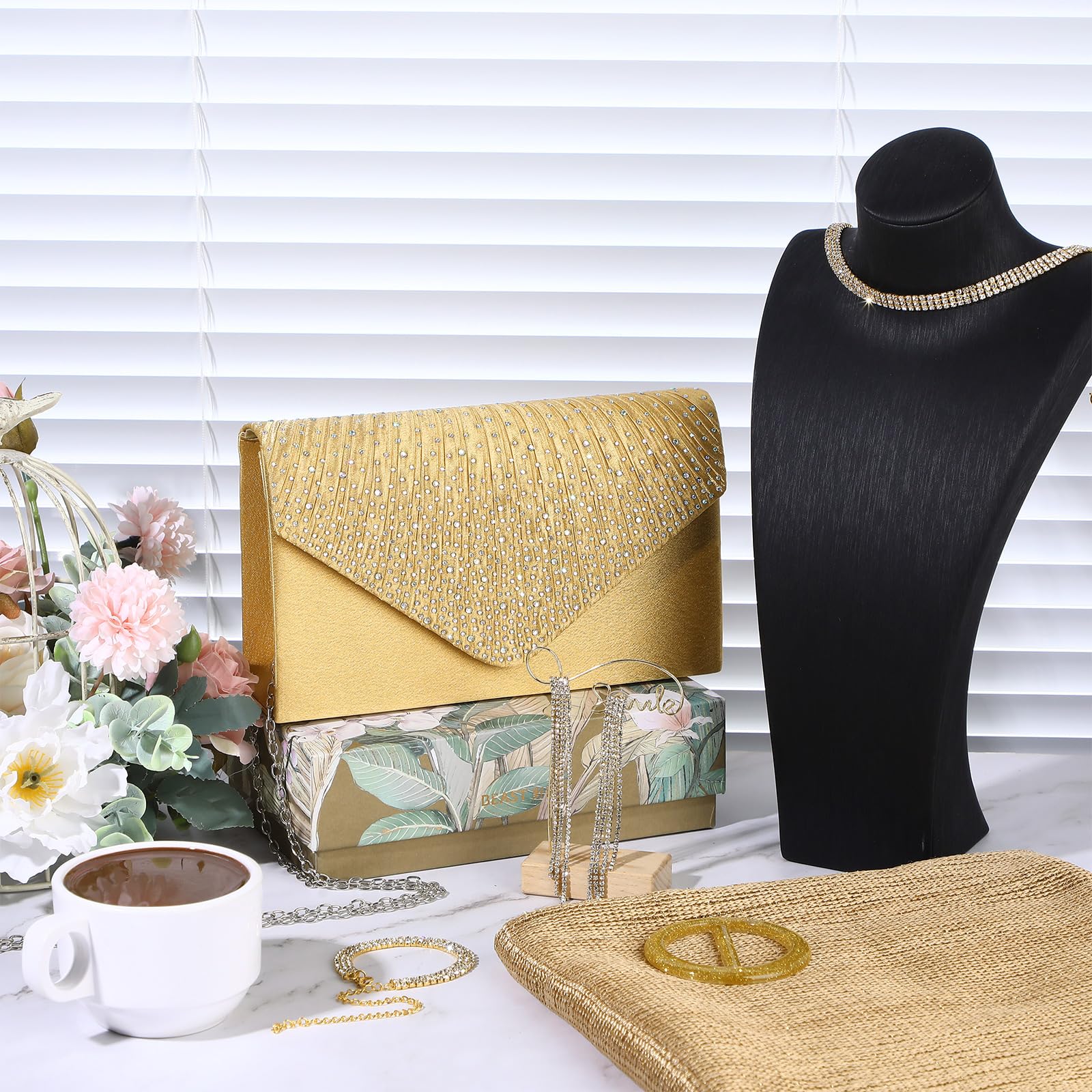 Hicarer 5 Pcs Women Accessories Including Shawls and Wraps, Evening Bag Clutch Purses, Rhinestone Jewelry Sets for Wedding(Cute Style,Gold)