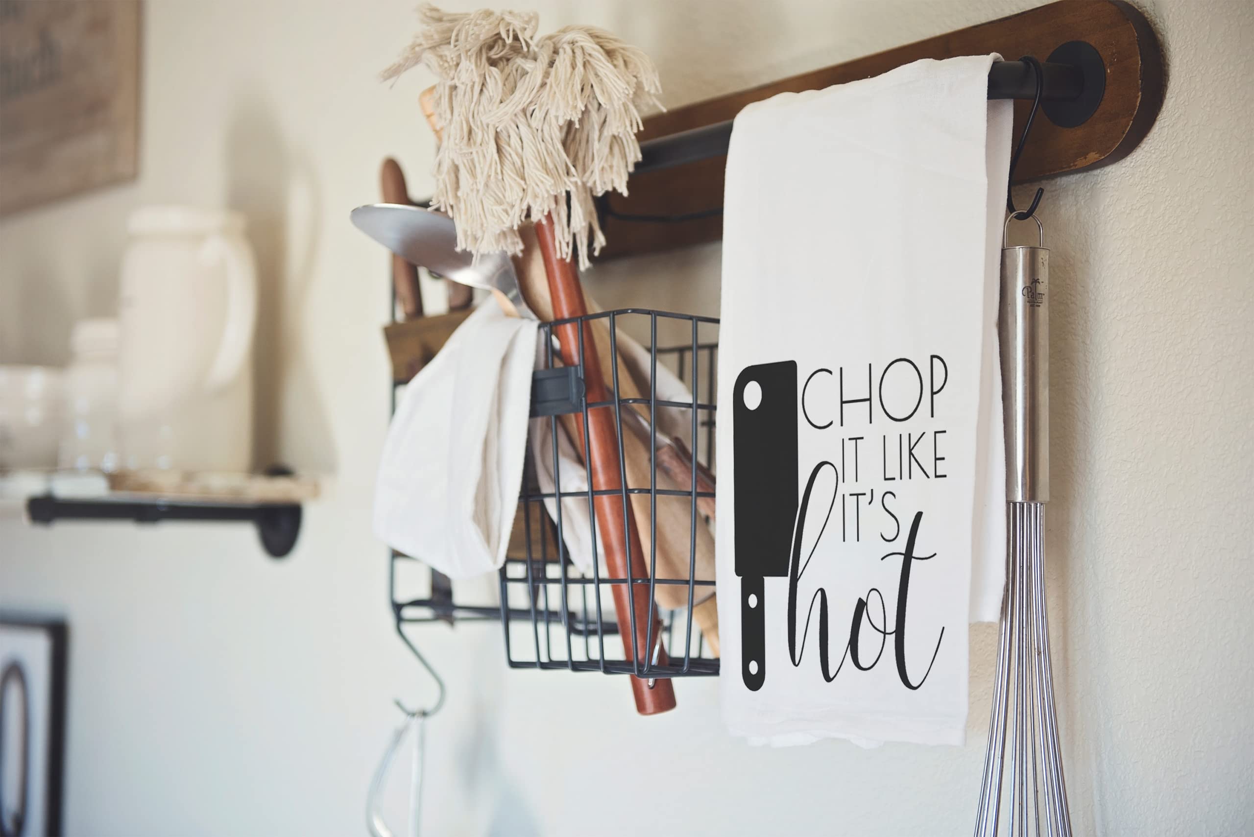 Handmade Funny Kitchen Towel - Chop It Like It's Hot Funny Hand Towel for Chef - 28x28 Inch Perfect for Chef Housewarming Christmas Mother’s Day Birthday Gift (Chop it like it's Hot)