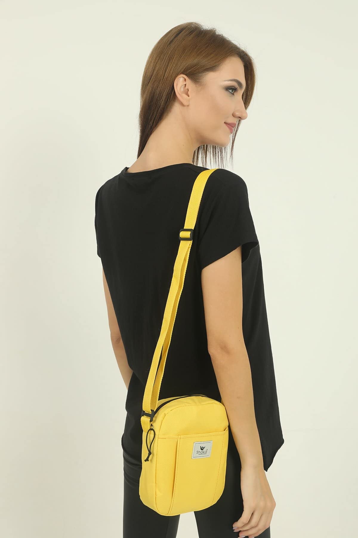 Fashion Crossbody Purse For Women, Small Lightweight with Adjustable Shoulder Strap, Cute Summer Clutch, Everyday Essential (Yellow)