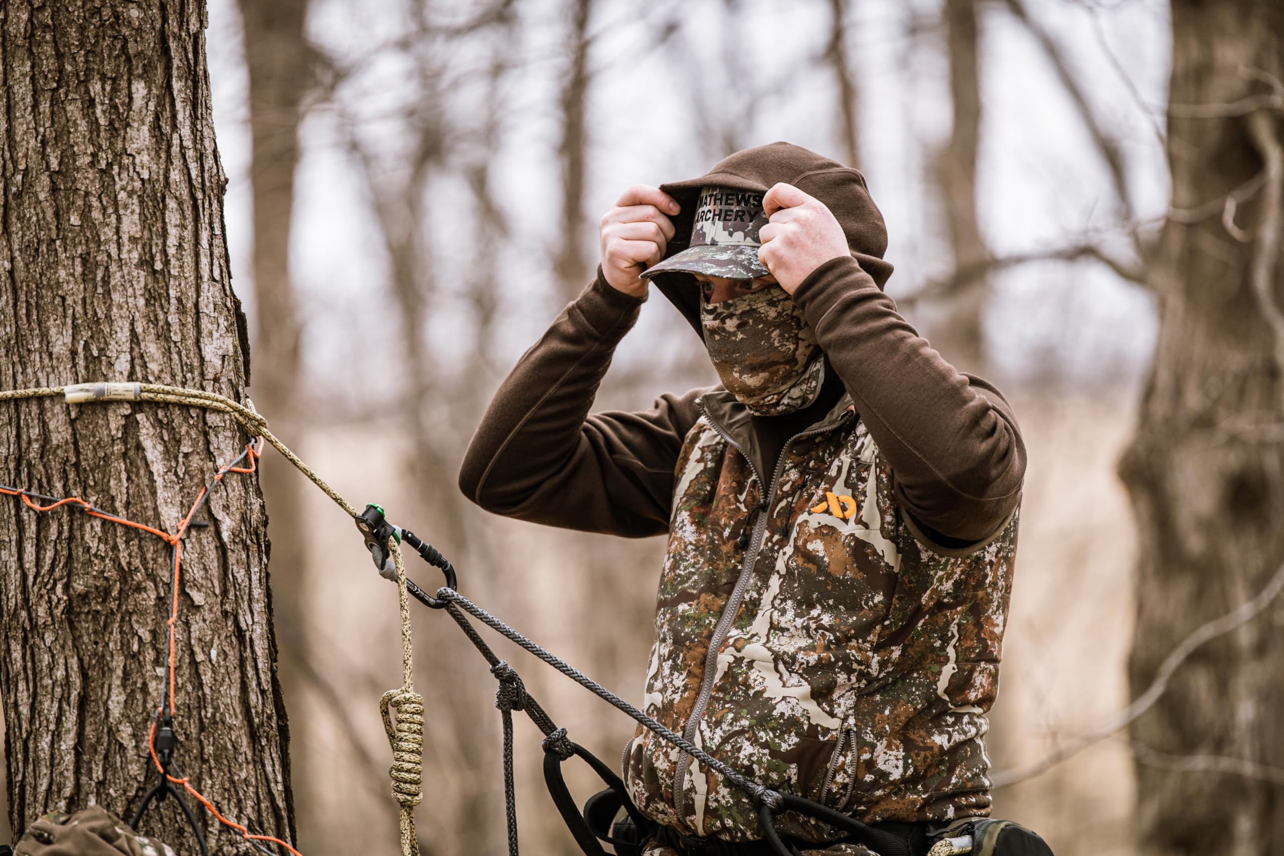 First Lite Aerowool Merino Wool Neck Gaiter - Ultralight Camo Hunting Face Mask - First Lite Specter - One Size