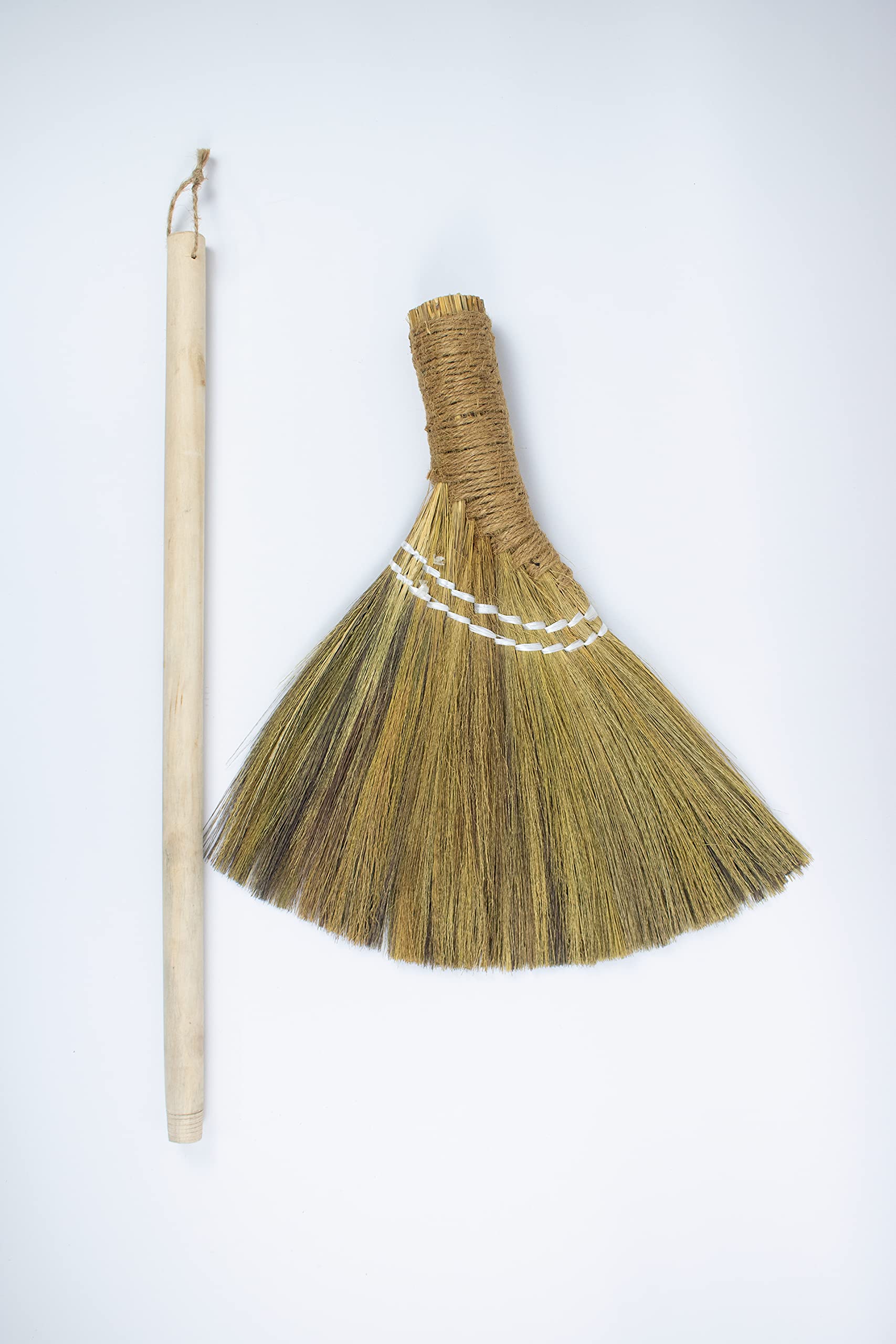 MISCRANAST. Soft Handmade Broom with Wood Handle Retro Nature. Vietnamese Straw Soft Broom for Cleaning. Clean Every Little Corner of Your Space. Use it as a Decoration