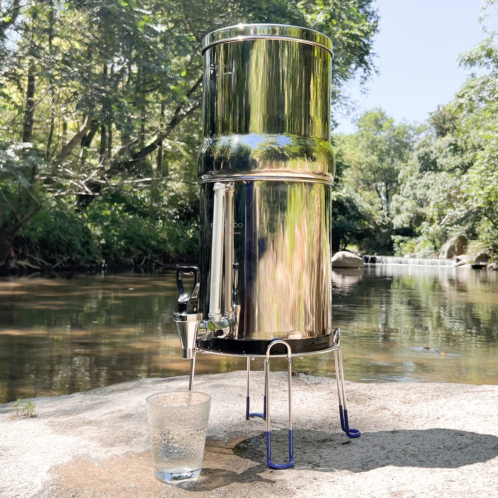 FACHIOO Gravity-fed Water Filter System, 2.25 Gallon Stainless Steel Countertop System with 2 Ceramics Filters Washable Filters, Metal Water Level Spigot and Stand,Reduce up to 99% Chlorine