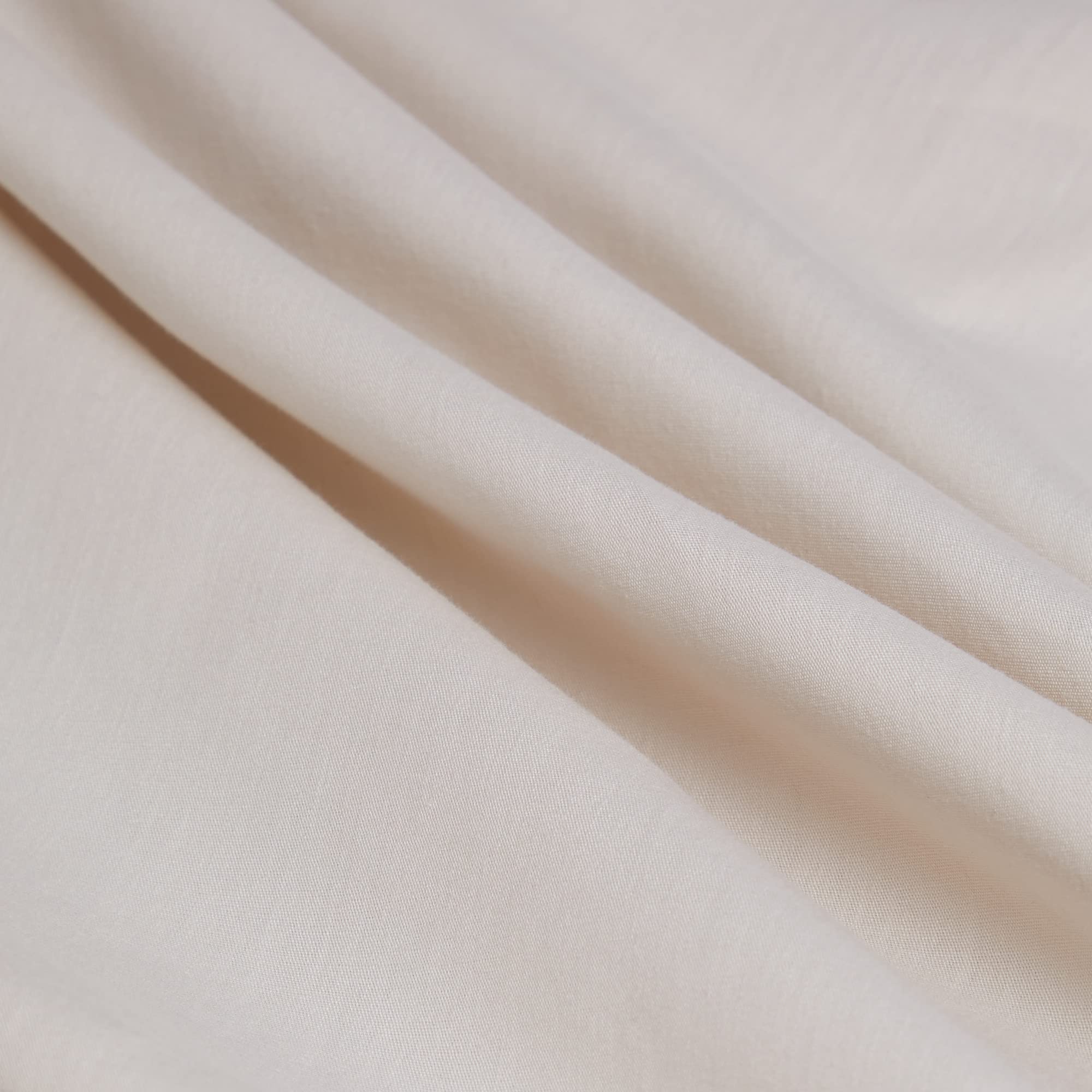 Dwell Studio 4-Piece 2000 Thread Count Cotton Rich Sheet Set - Deep Pocket, 4 Piece - 1 Flat, 1 Deep Pocket Fitted Sheet and 2 Pillowcases, Crisp Cool and Strong Bed Linen (King. White)