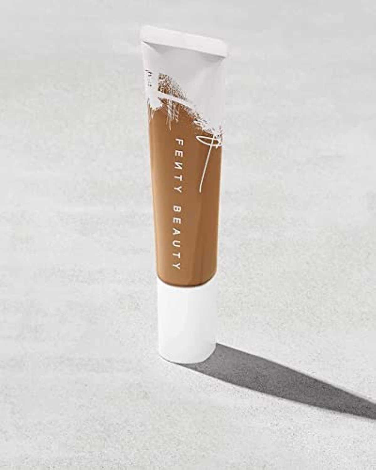 Fenty Beauty by Rihanna Pro Filt'r Hydrating Longwear Foundation 370