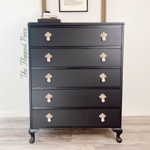 Dixie Belle Paint Company Chalk Finish Furniture Paint (Caviar 16OZ)
