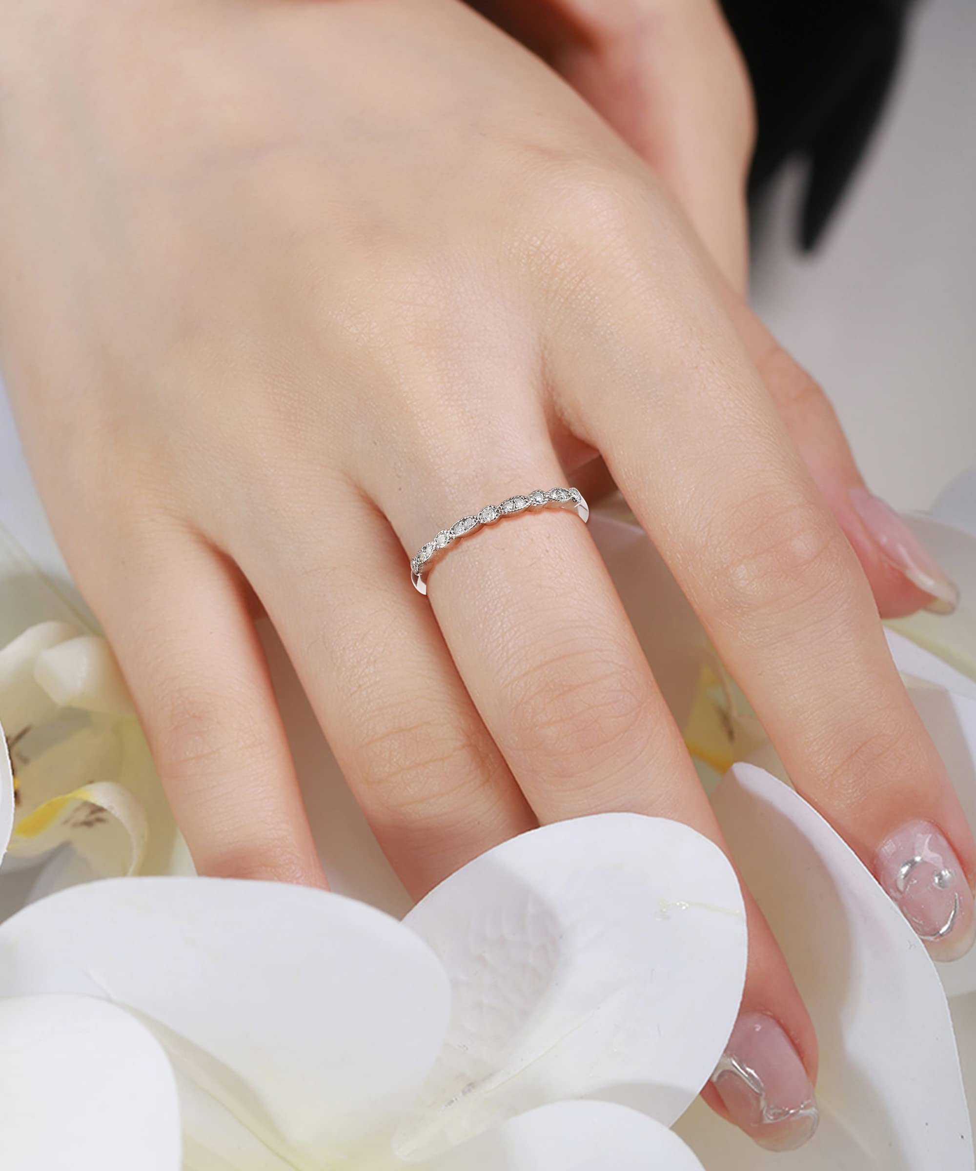 GEMQUEEN Moissanite Wedding Band Ring Milgrain Marquise & Round Moissanite Half Eternity Ring Stacking Infinity Engagement Sterling Silver Matching Ring 0.13ct Brilliant Round Cut D Color VVS1 Clarity Lab Created Diamond Eternity Rings