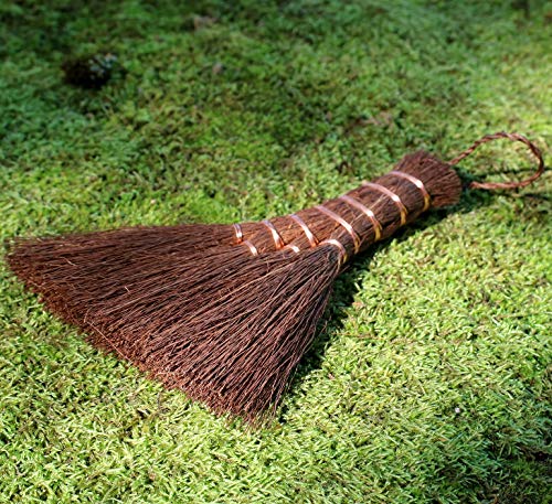 KAKURI Bonsai Broom Brush Large 6.3" Professional Gentle Big Broom, Japanese Bonsai Tool