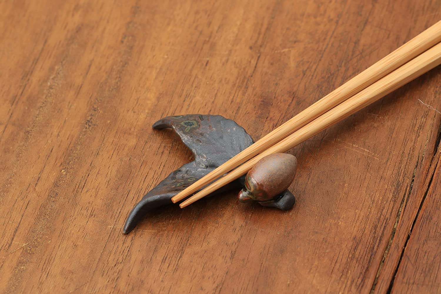 Hamamotou, 29-23 Chopsticks Holder, 2-Leaf Acorn, Set of 2, Approx. 0.9 x 1.7 x 0.8 inches (2.2 x 4.2 x 2 cm)