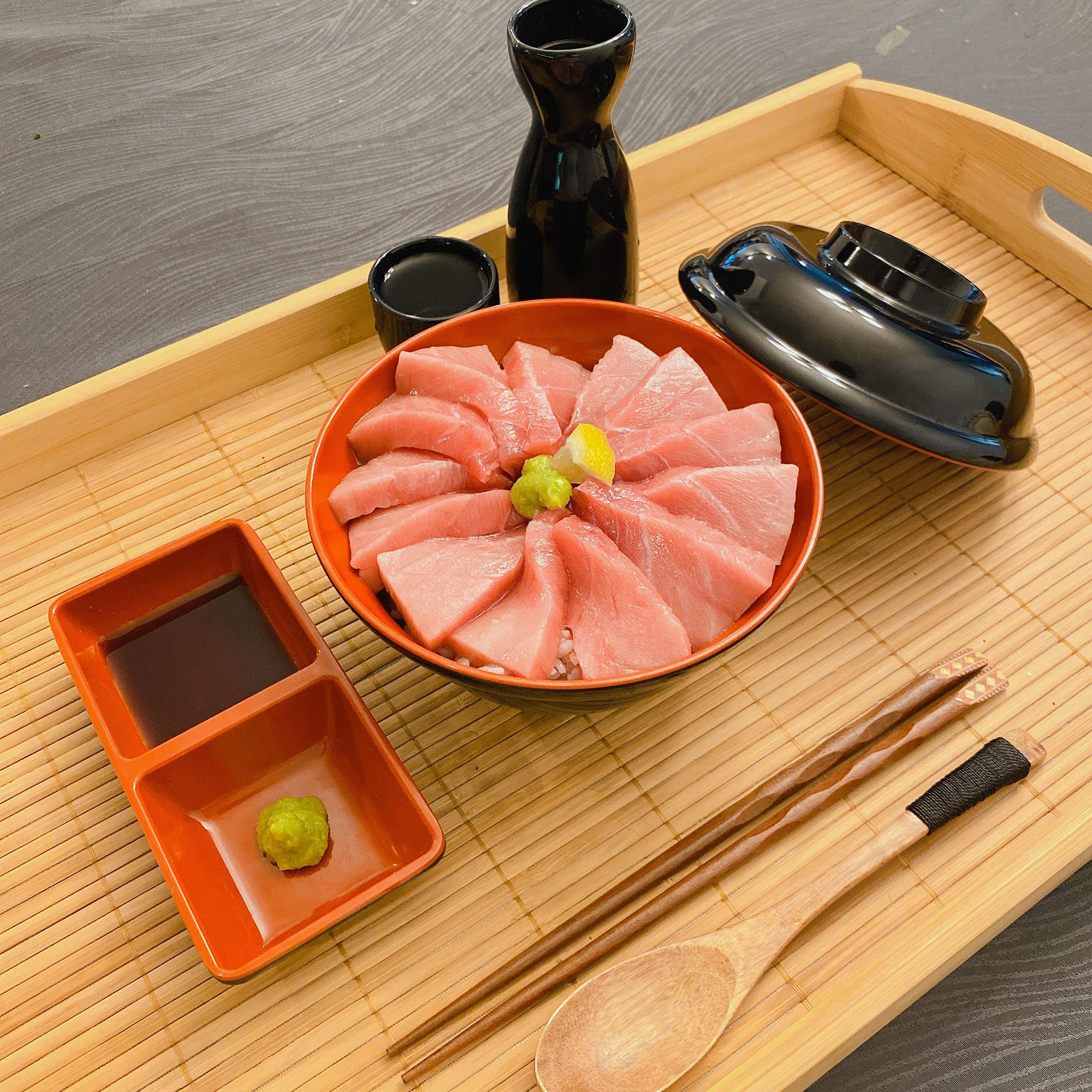 JapanBargain 2395, Japanese Style Soy Sauce Dishes Dipping Bowls, Red and Black Color, Two Compartments, 2 Pack