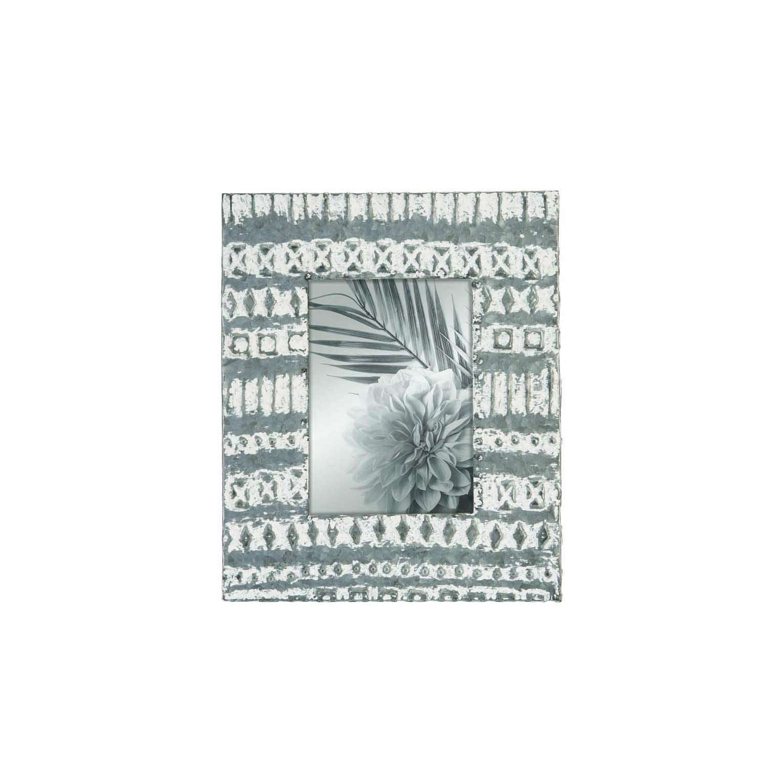 Foreside Home and Garden 5 x 7 inch Decorative Distressed Whitewashed Metal Pattern Picture Frame, 5x7, Gray