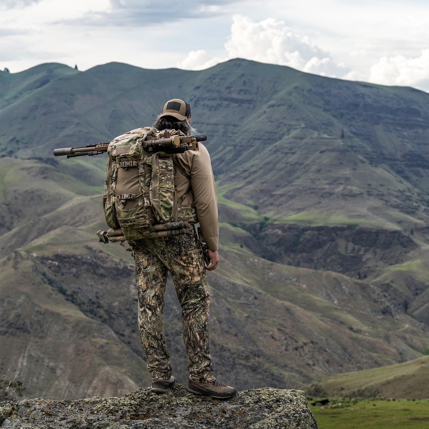 Eberlestock X2 Day Hunting Pack - Cutting Edge Design - Minimalist X1 Line of Compact Haul Packs (Skye)
