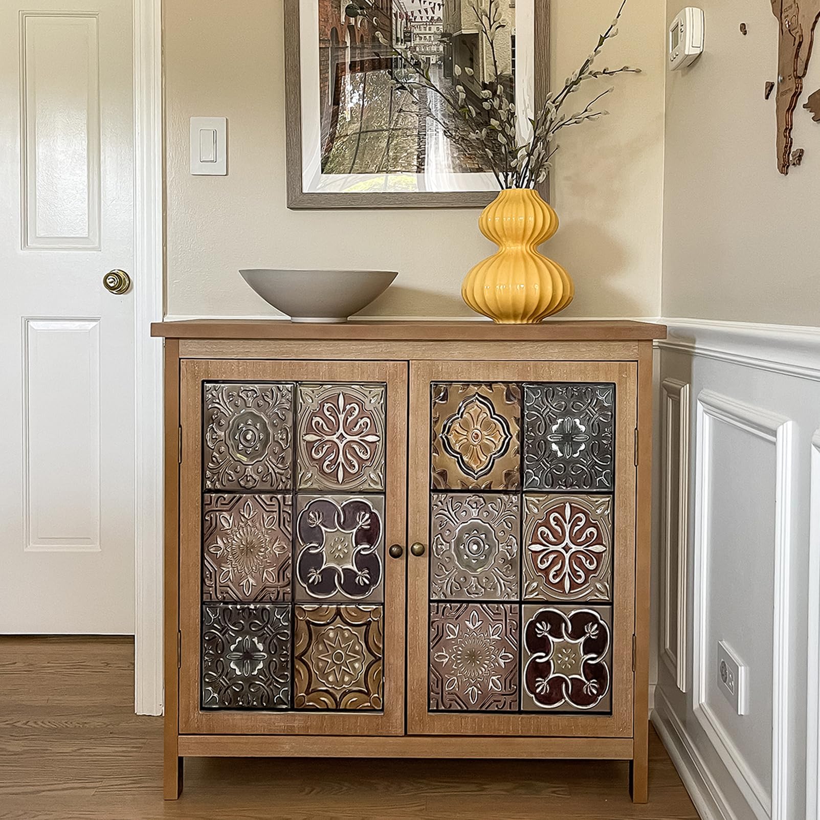 MAISON ARTS Accent Cabinet with 2 Doors, Farmhouse Decorative Storage Cabinet with Solid Wood Legs Accent Sideboard Buffet Cabinet for Entryway Living Room Dining Room, Vintage Style Pattern