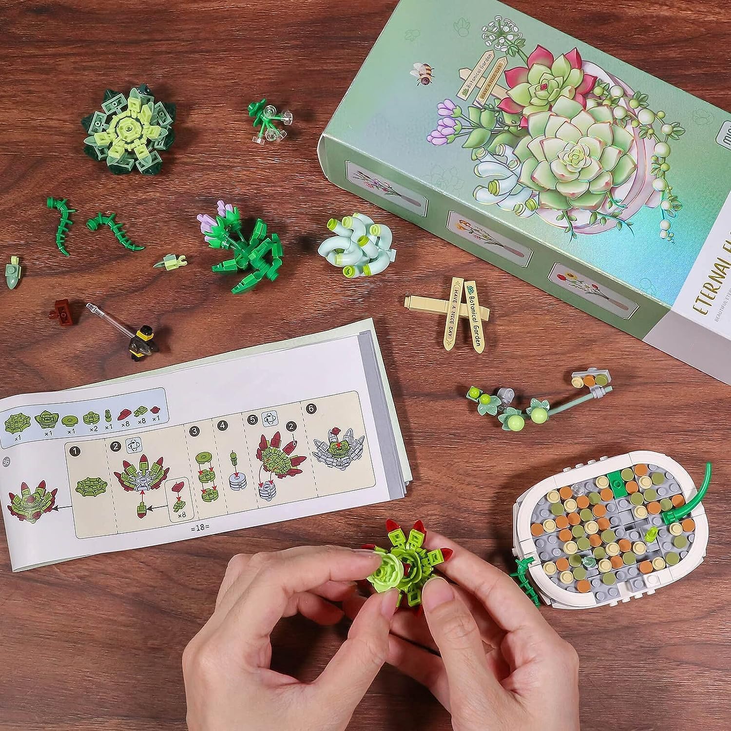 HIGH GODO Succulent Bonsai Plant Sets, Mini Bricks Flower Botanical Building Kit Creative for Kids Adults 8+, Room Or Home Decor (389 Pieces) - No Compatible Classic Bricks
