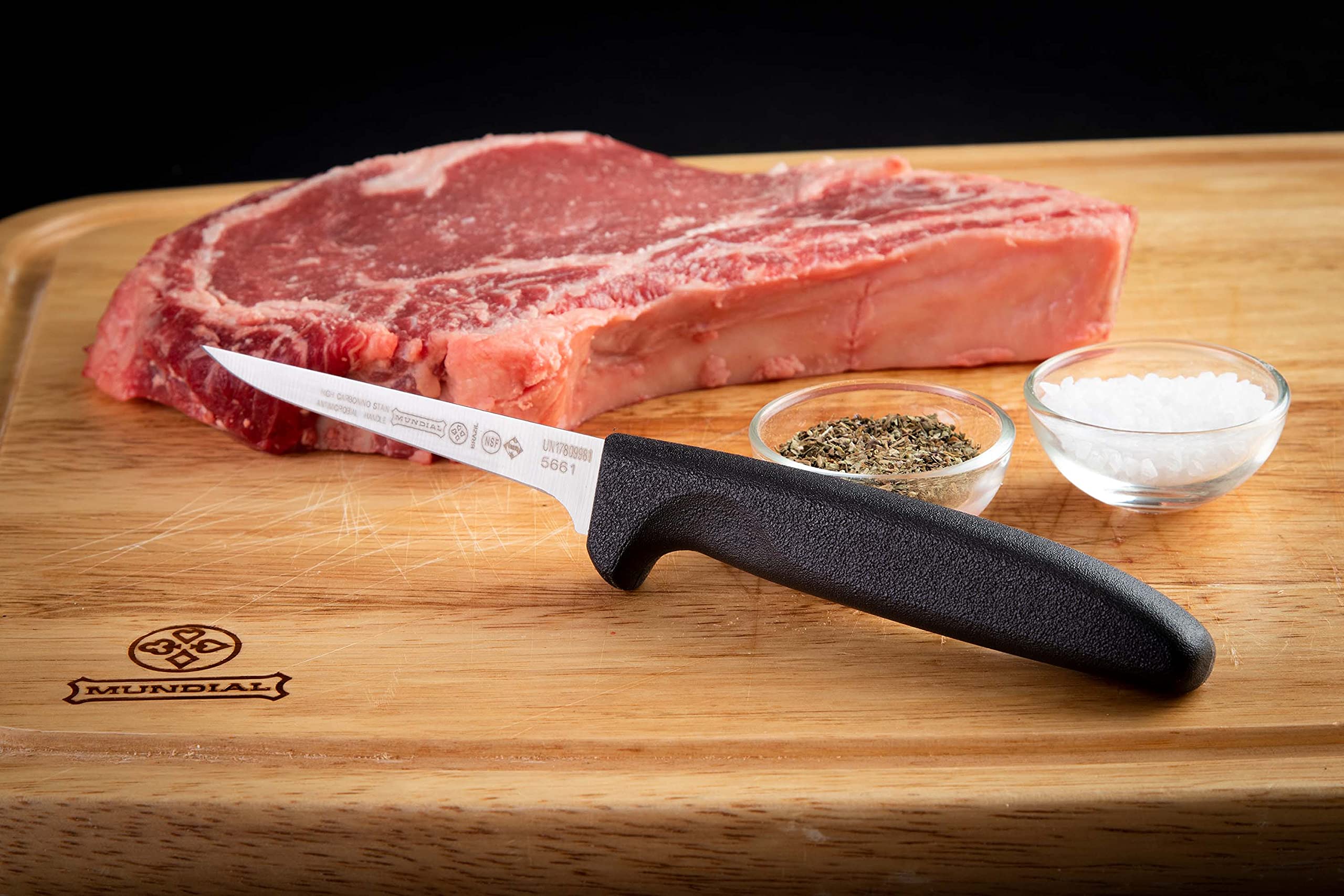 Mundial 5600 Series 3.625 in Boning Venting Knife Cutting Tool Used for Removing Bones of Poultry, Meat and Fish