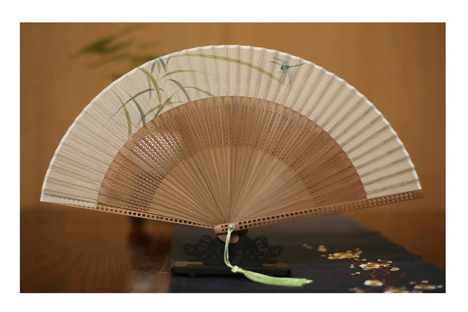 Folding Fan Foldable Bamboo Fan for Flower Painting Handmade, Portable, Chinese Hanfu, Silk Fan (A11)
