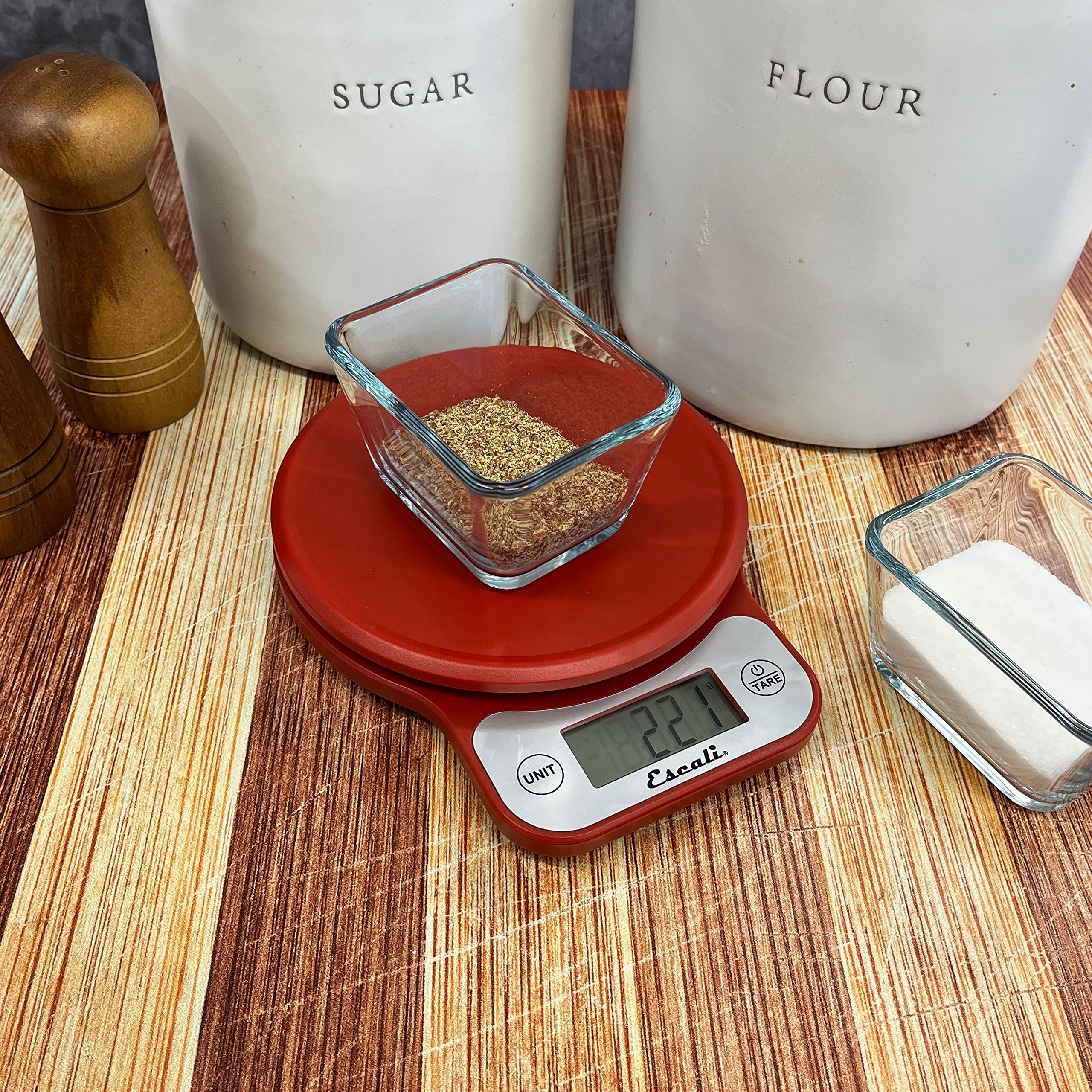 Escali Telero Digital Food Scale, Multi-Functional Kitchen Scale, Precise Weight Measuring and Portion Control, 7.62 x 6.1 x 1.28 inches, Red (T136)