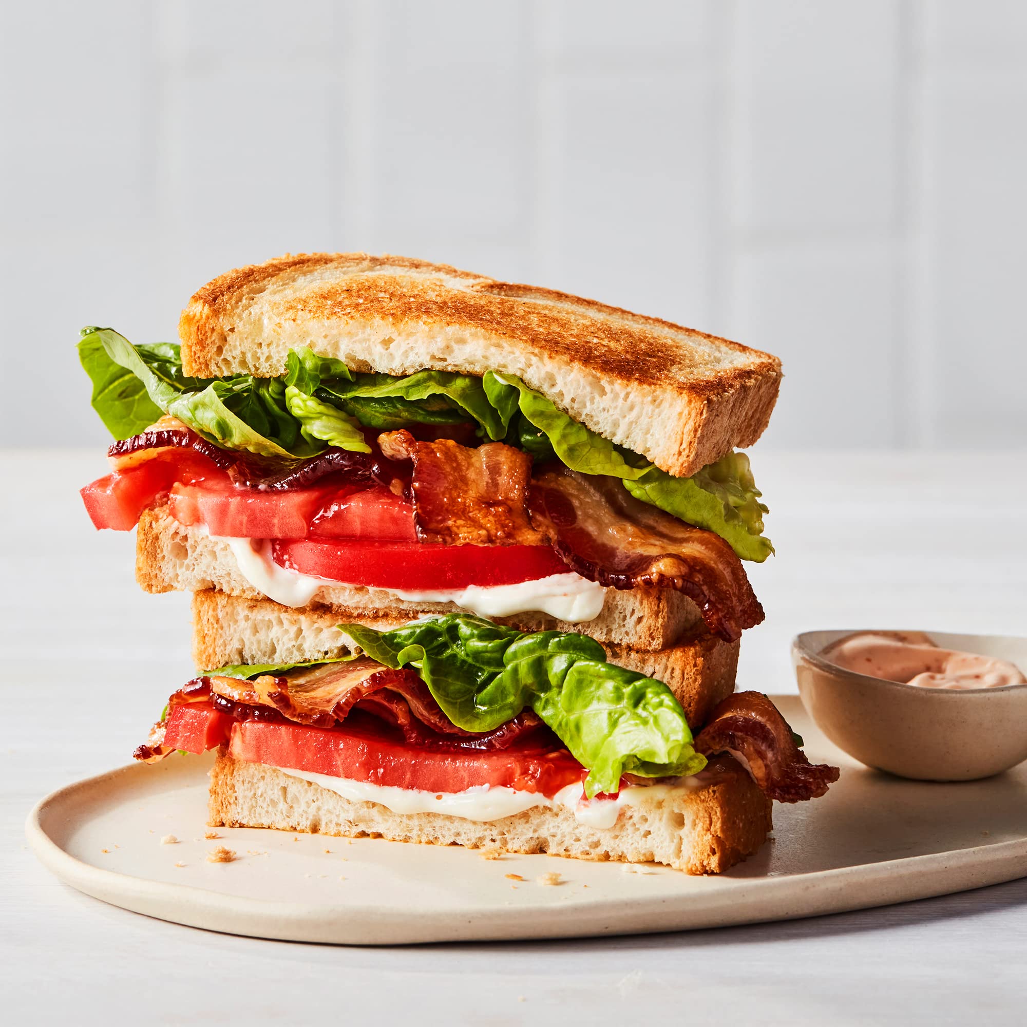 Hero Classic White Bread β Delicious Bread with 0g Net Carb, 0g Sugar, 45 Calories, 11g Fiber per Slice | Tastes Like Regular Bread | Low Carb & Keto Friendly Bread Loaf β15 Slices/Loaf, 2 Loaves