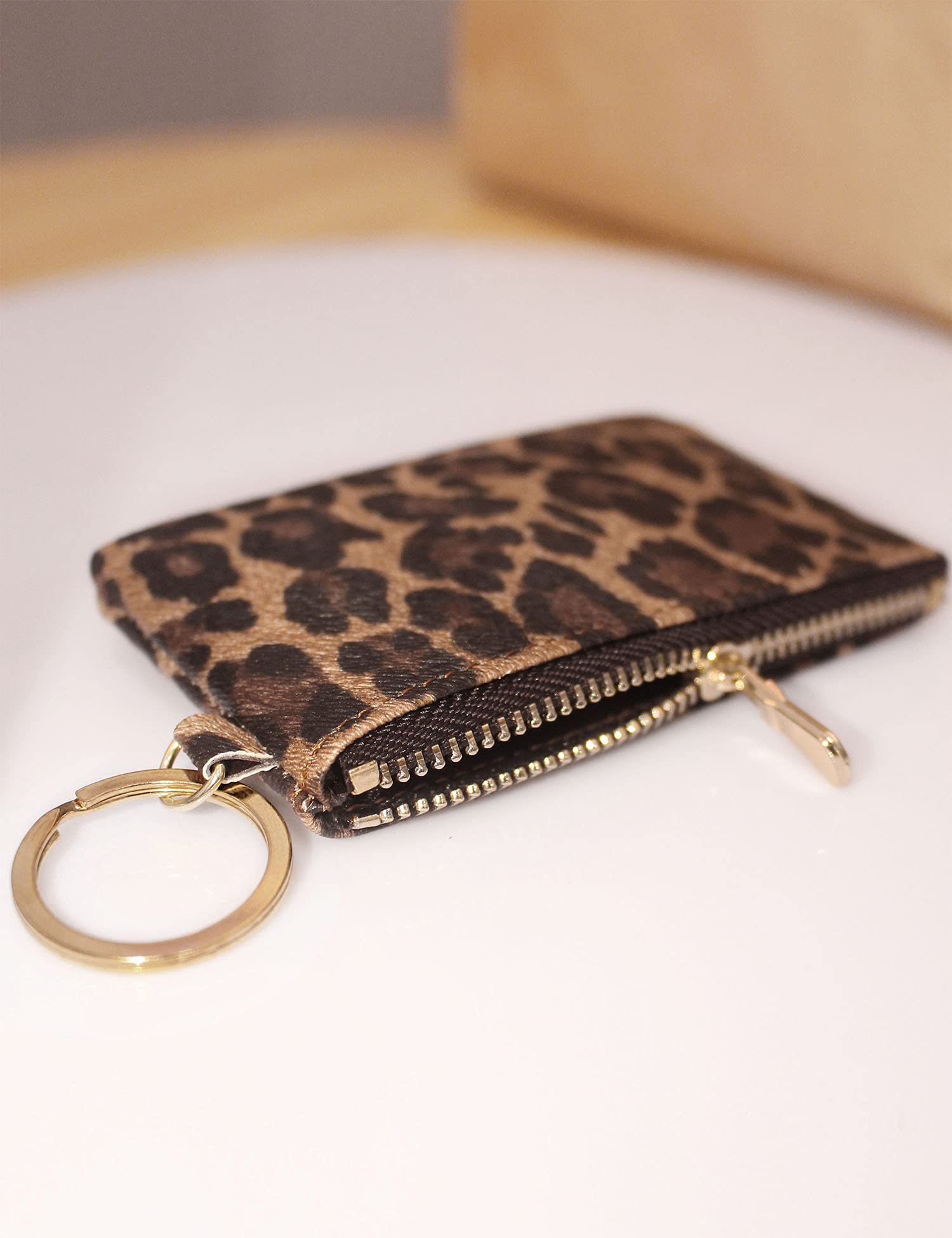 Heesch 2 Pack Mini Coin Purse Cheetah Change Purse Small Zipper Pouch Wallet for Women (Leopard & Ivory Leopard)