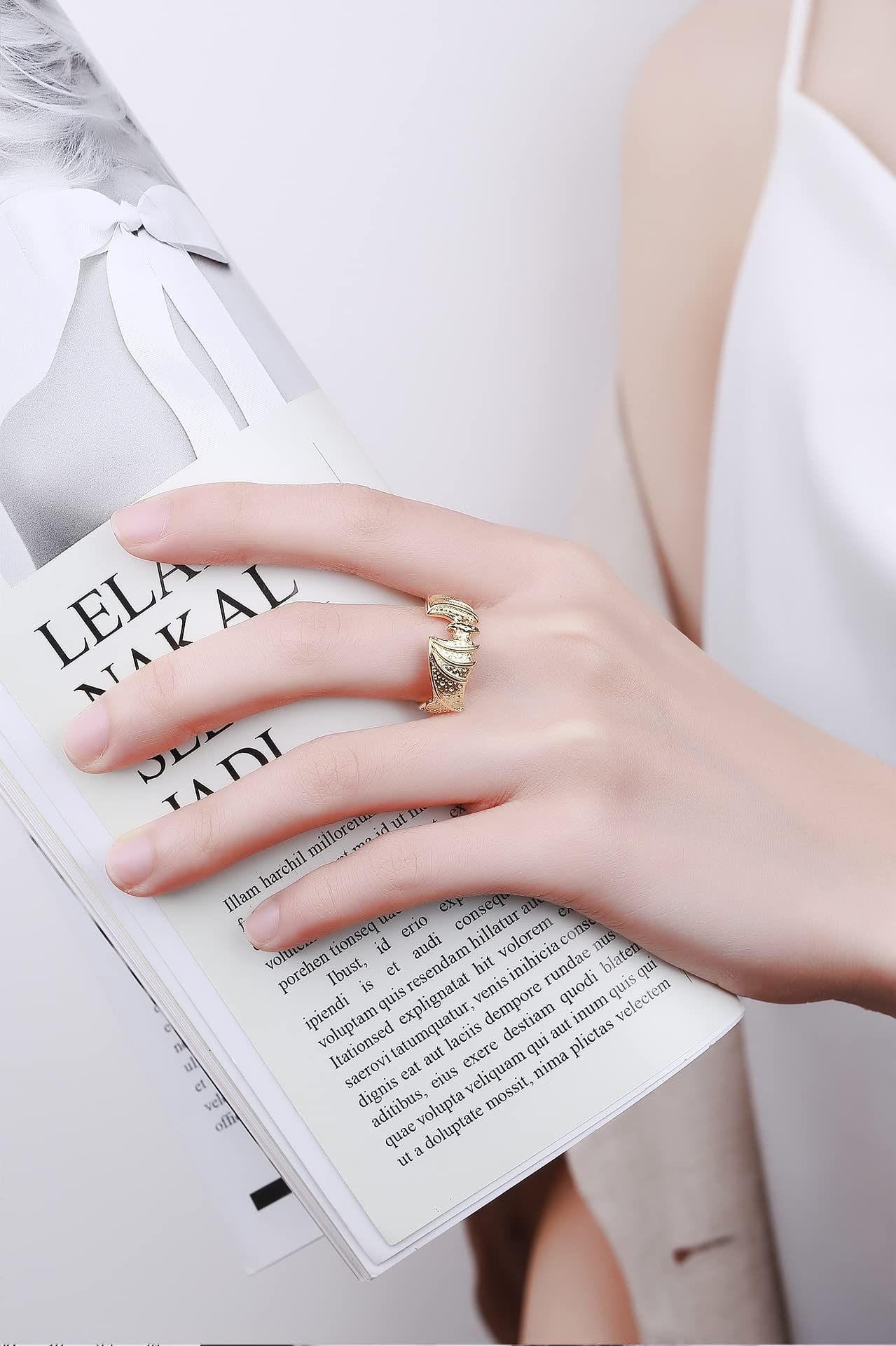 Halloween Bat Finger Ring Open Adjustable Ring Cute Animal Ring Gift for Women Girlfriend (C), Silver