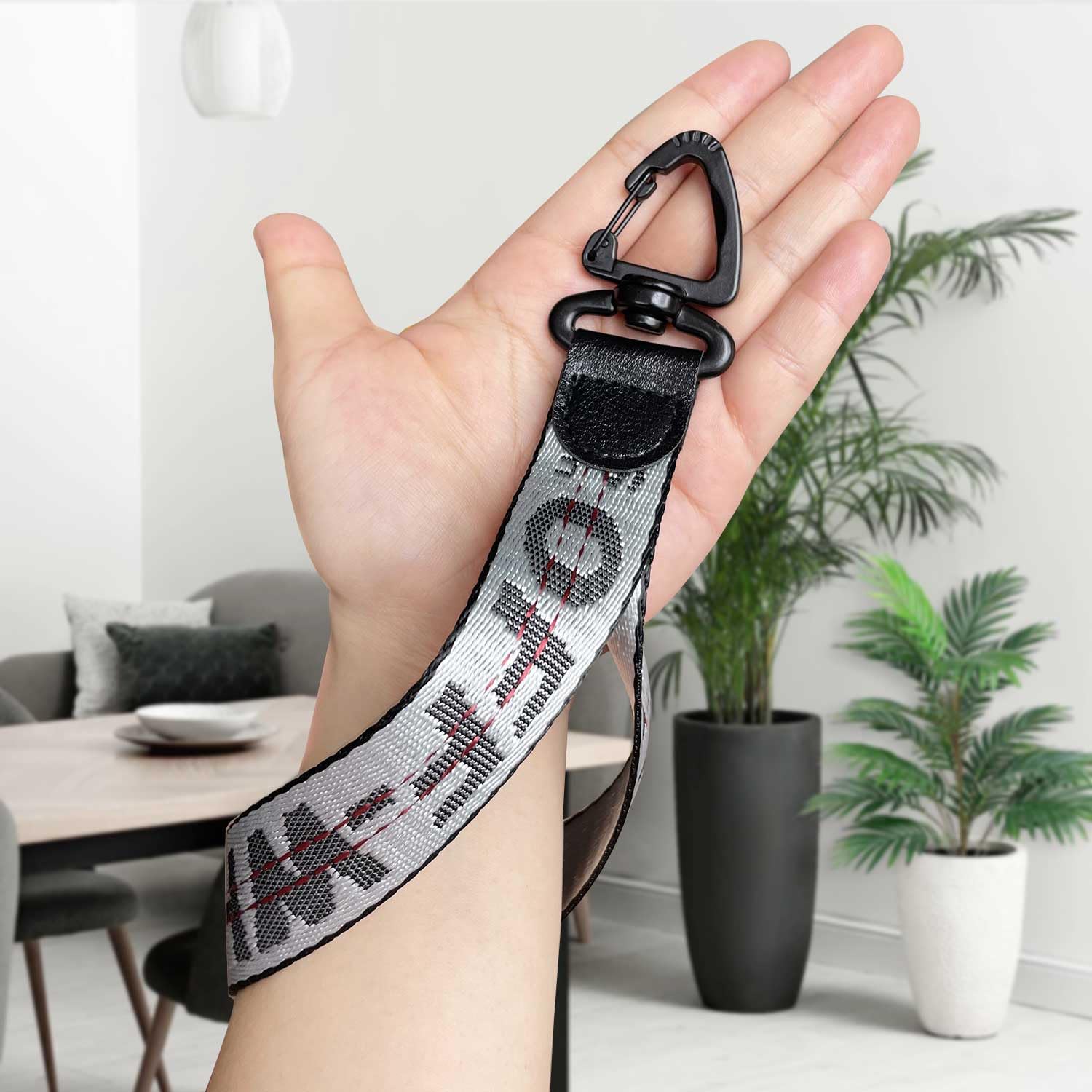 JEJAKKD Keychain OFF WHITE, Personalized Hand Wrist Lanyard for luggage,luggage Key Ring Accessories (Rotate Keychain)