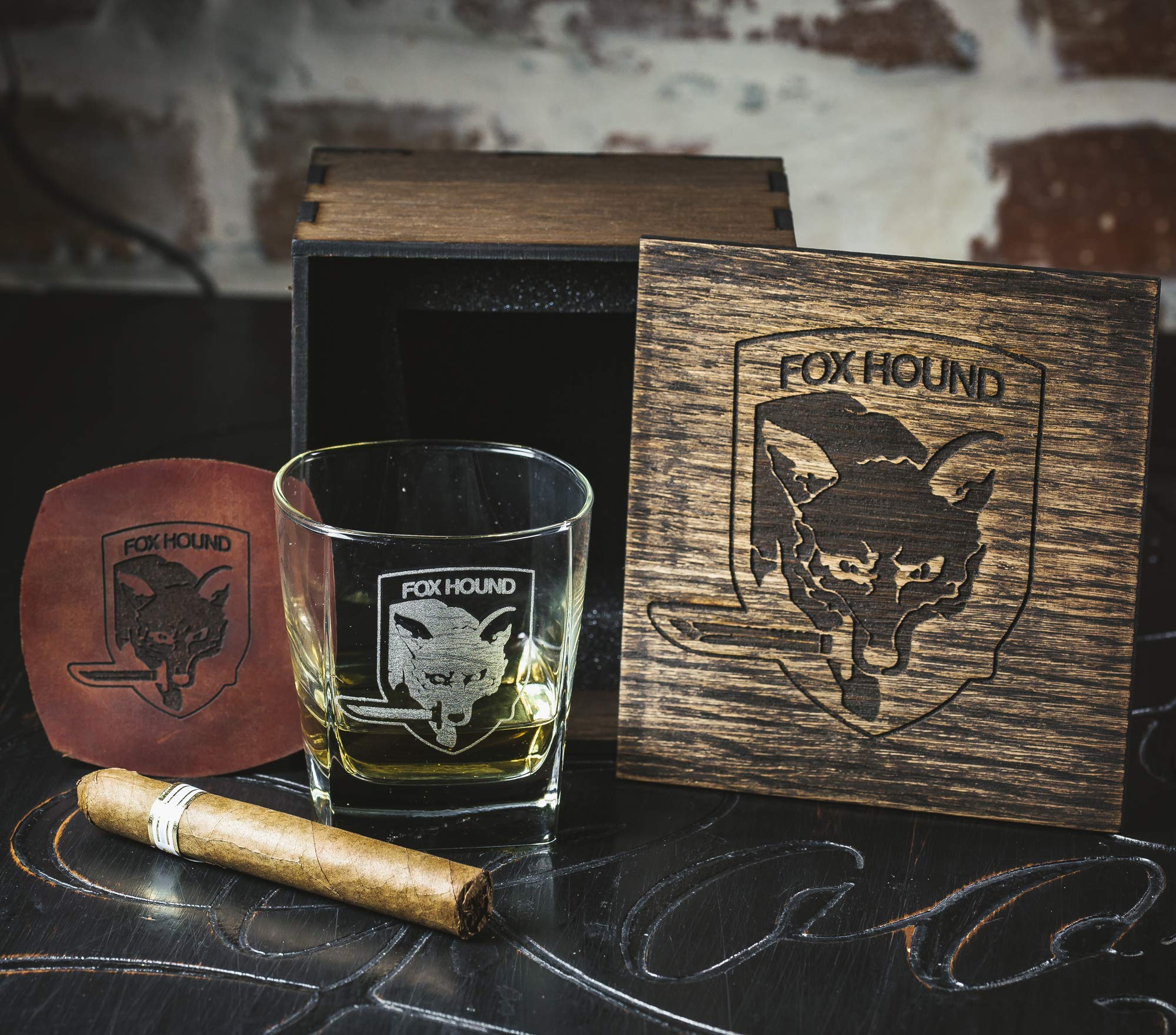 Handcrafted Whiskey Gift Set with Custom Glass, Engraved Wood Box, and Leather Coaster - Stylish Gifts for Game Fan - Unique Present for Him (Fox Hound)