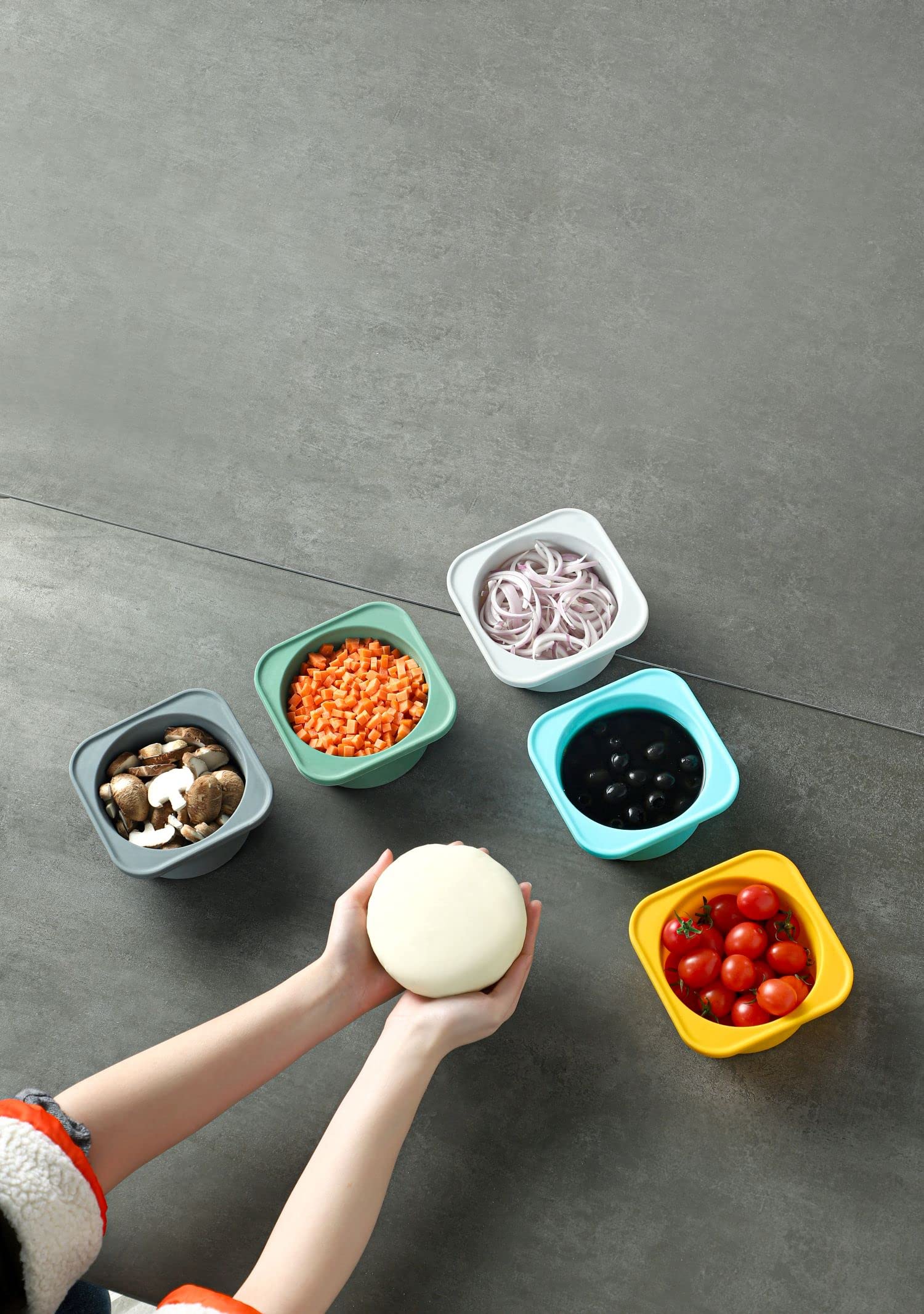 KEVJES Stackable Silicone Artisan Pizza Dough Proofing Proving Containers with Lids-3 pack-500ml portion (1Space Gray+1Green+1Yellow)