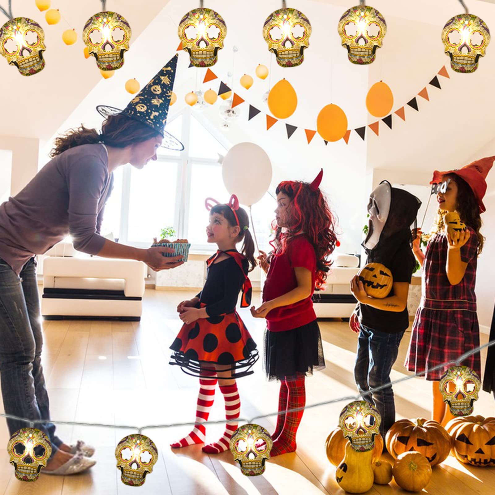Halloween String Lights, 2 Packs Skull String Lights 30 LED Skull Lights 15ft Halloween Decoration Lights Battery/USB Powered Optional 2 Modes Halloween Lights Indoor Outdoor for Home Yard Patio