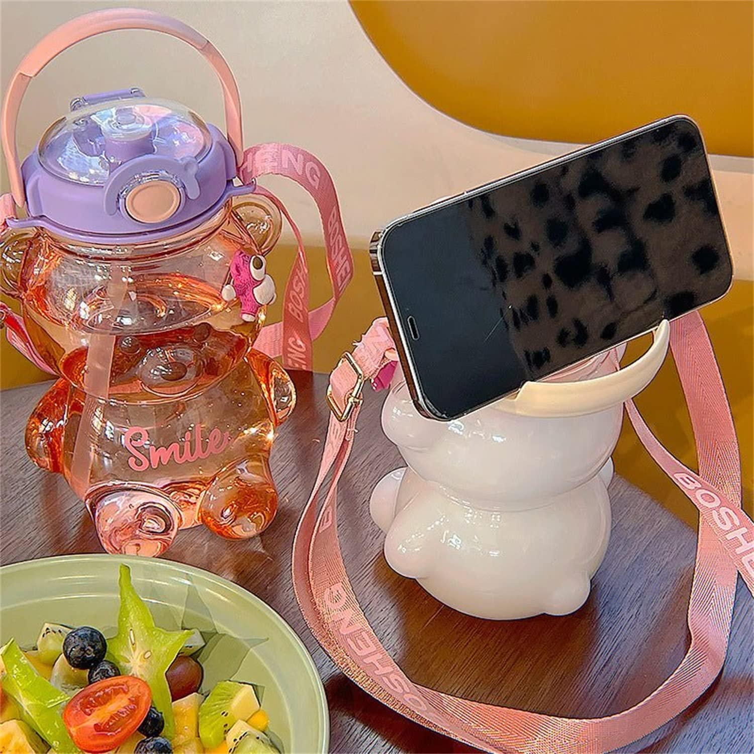Kawaii Bear Straw Bottle, Cartoon Kids Water Bottle Bpa Free with Straw and Built in Carrying Loop, Adjustable & Removable Shoulder Strap, Made of Durable Plastic, Leak-Proof Design for Travel