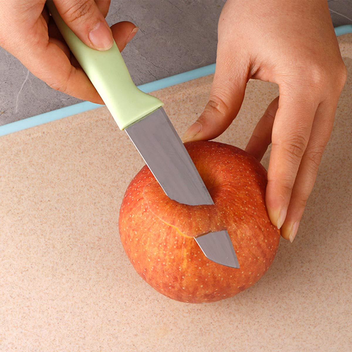Kocpudu Paring Knife,3 Pieces Sharp and Durable Fruit Knife, with Protective Cover,fruit Knife Small of Exquisite Appearance,suitable for Most Types of Vegetables and Fruits (pink, Blue, Green)
