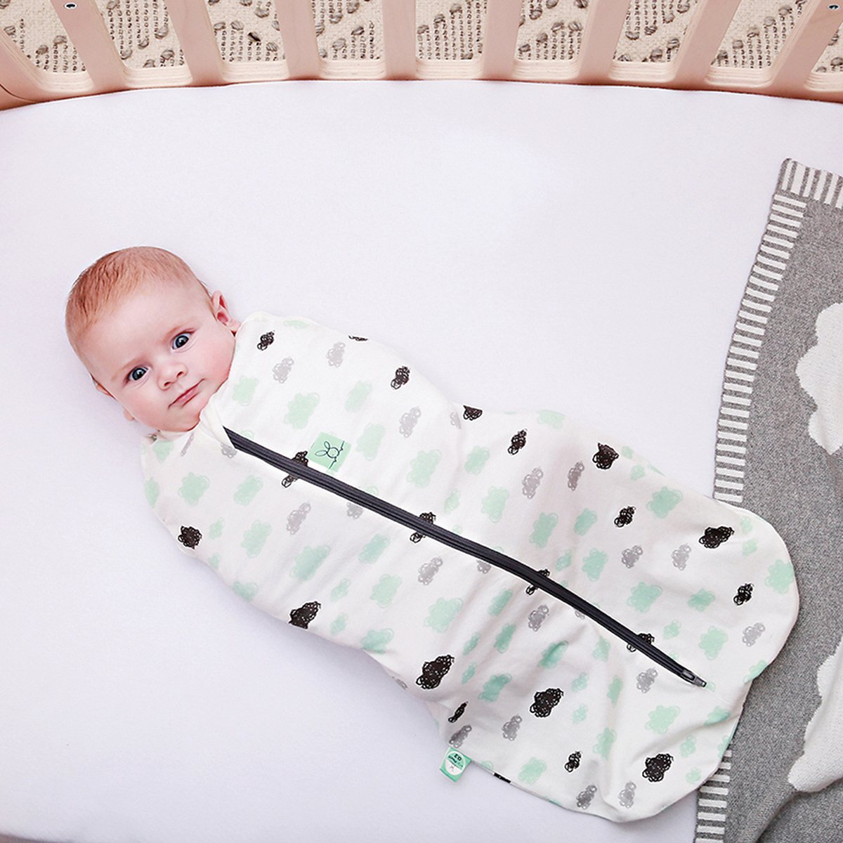 ergoPouch 1 tog Cocoon Swaddle Bag- 2 in 1 Swaddle Transitions into arms Free Wearable Blanket Sleeping Bag. 2 Way Zipper for Easy Diaper Changes (Clouds, 3-12 Months)