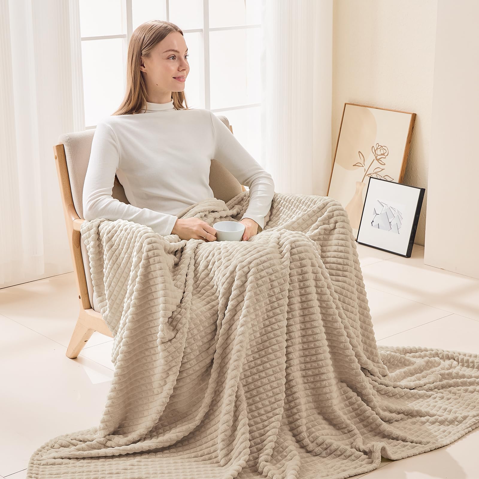 EMME Fleece Grey Throw Blanket for Couch, Soft, Plush, Warm and Cozy Throw Blanket, Single Layer, 3D Touch Experience, Perfect for Bed Couch and Sofa Chair(Grey, 50'' x 60'')