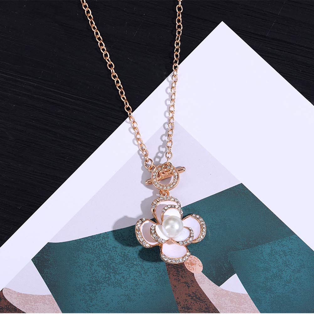 Glamtune Fashion Celebrity Design Rhinestone Flower Charm Pendant Chic Necklace (White)