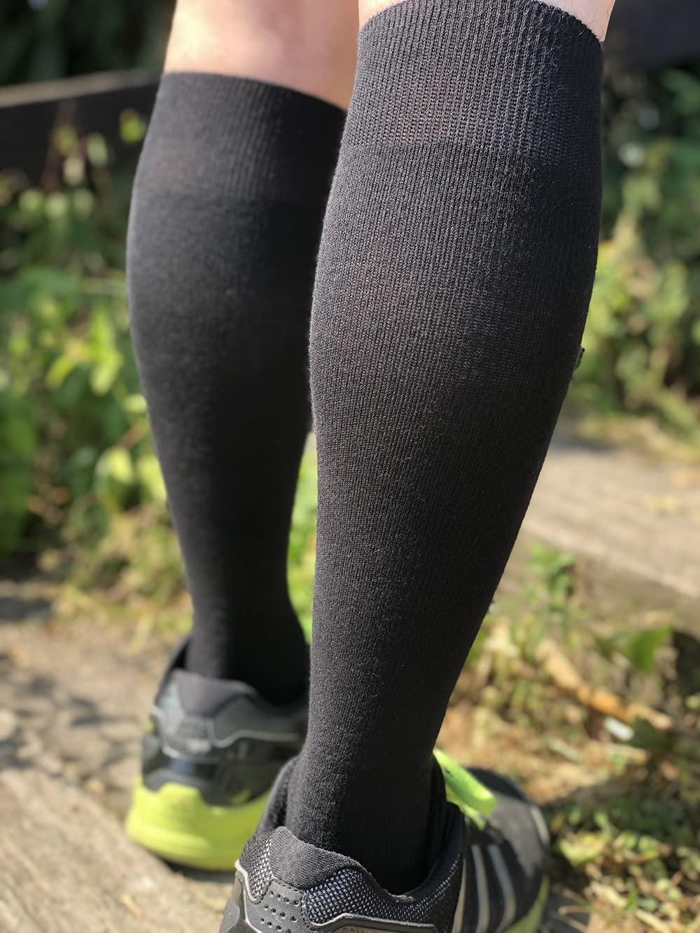 HOYISOX Big and Tall Compression Socks 20-30 mmHg, Comfortable Knee High Socks for Men and Women (as1, alpha, 3x_l, regular, regular, Black)