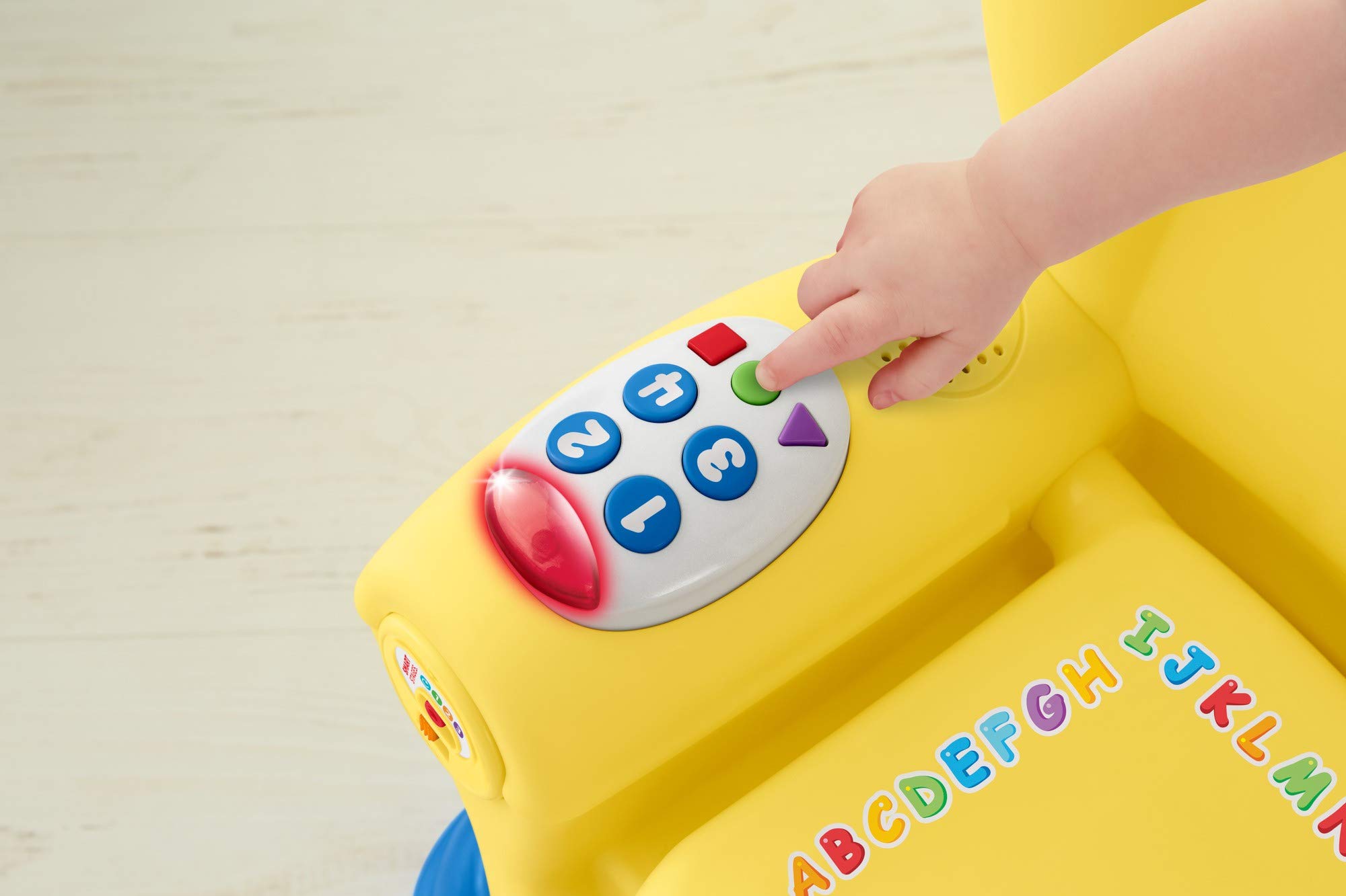 Fisher-Price Laugh & Learn Smart Stages Chair, musical toddler toy with interactive seat and learning content