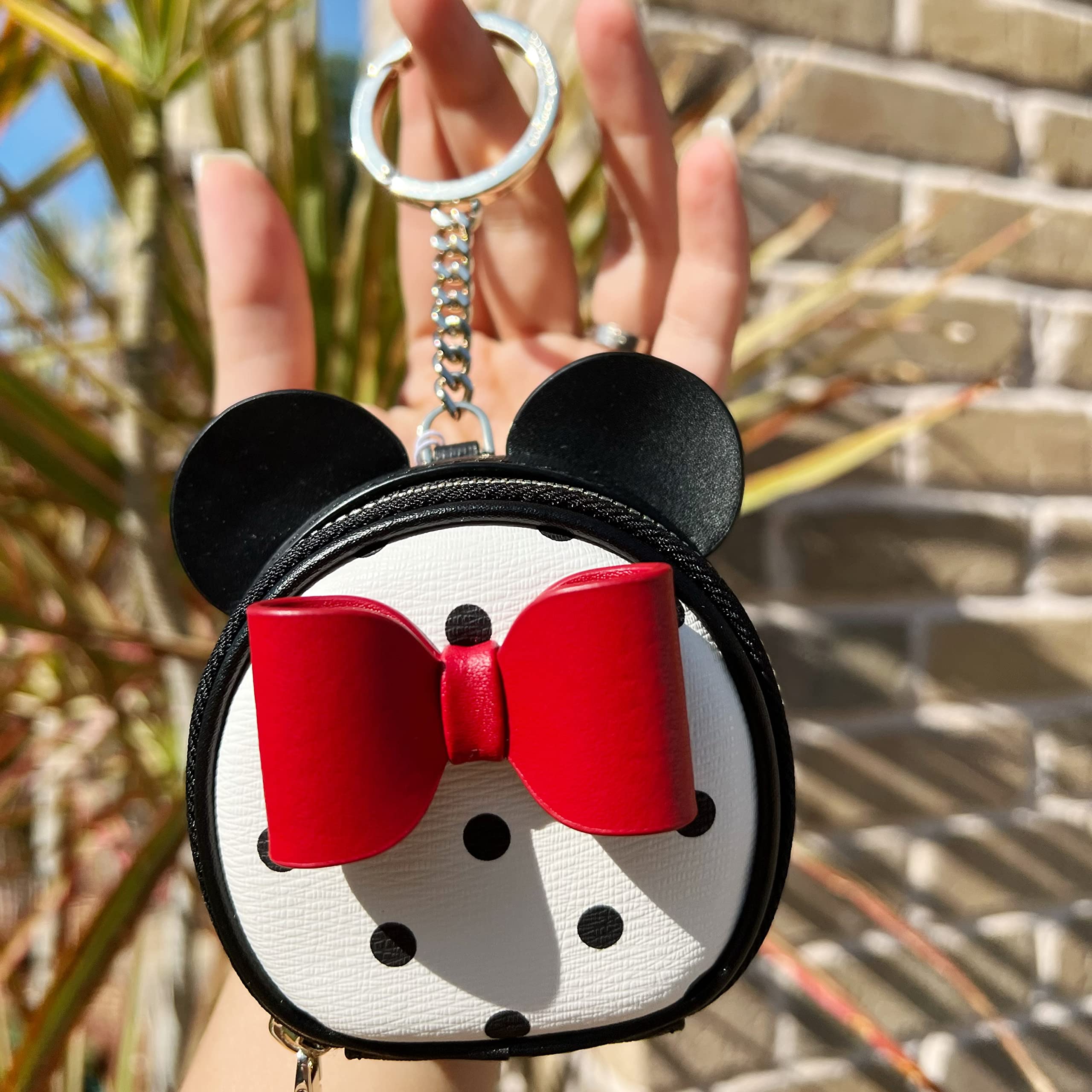 Kate spade Minnie Mouse key chain key fob, polka dot