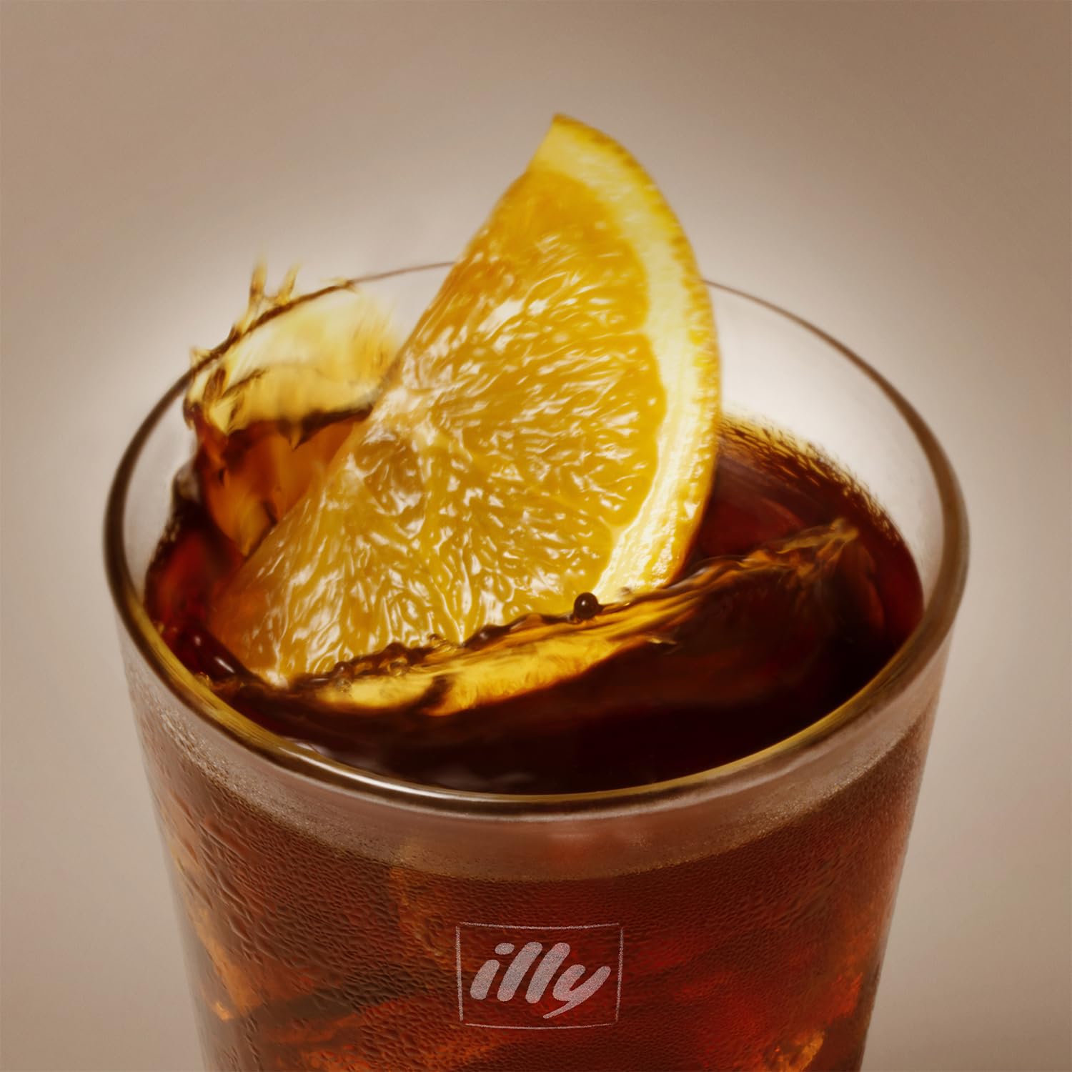 illy Ready To Drink Coffee - Cold Brew Cans - 100% Arabica Coffee - Smooth & Refreshing Taste - Convenient, Easy to Carry Coffee Drink β 8.5 oz., 12 Pack