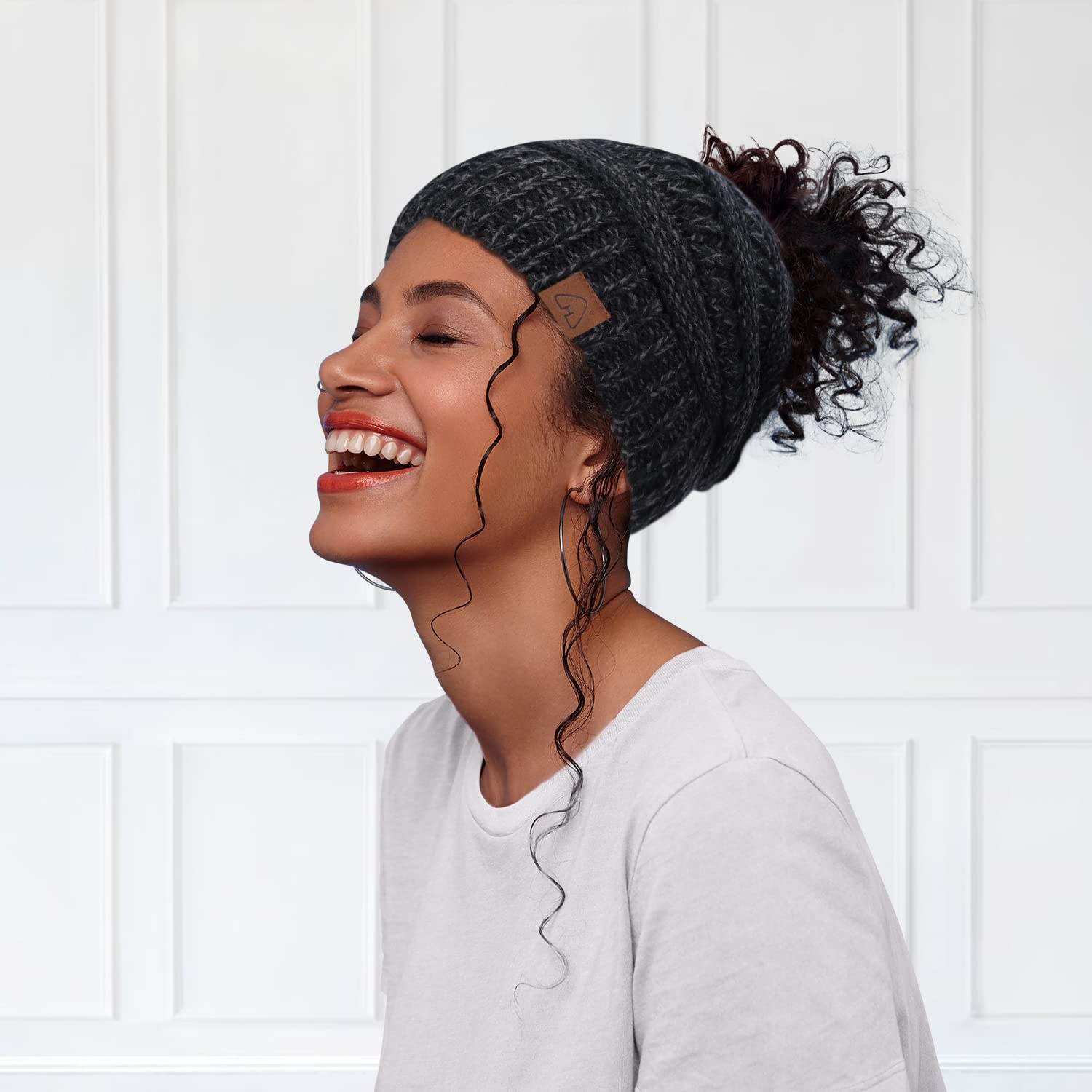 Hat Hut Satin Lined Winter Beanie Hat for Curly Hair Women Silk Lined Ponytail Beanie Messy Bun Cable Knit Chunky Skull Cap (Black Charcoal)
