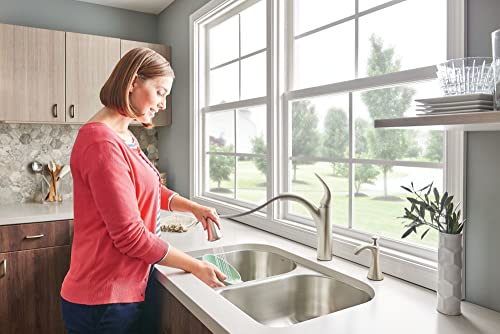 Moen Camerist Spot Resist Stainless One-Handle Kitchen Faucet with Pullout Spray Head, Featuring Power Clean and Reflex Docking System, 7545SRS, 0.375