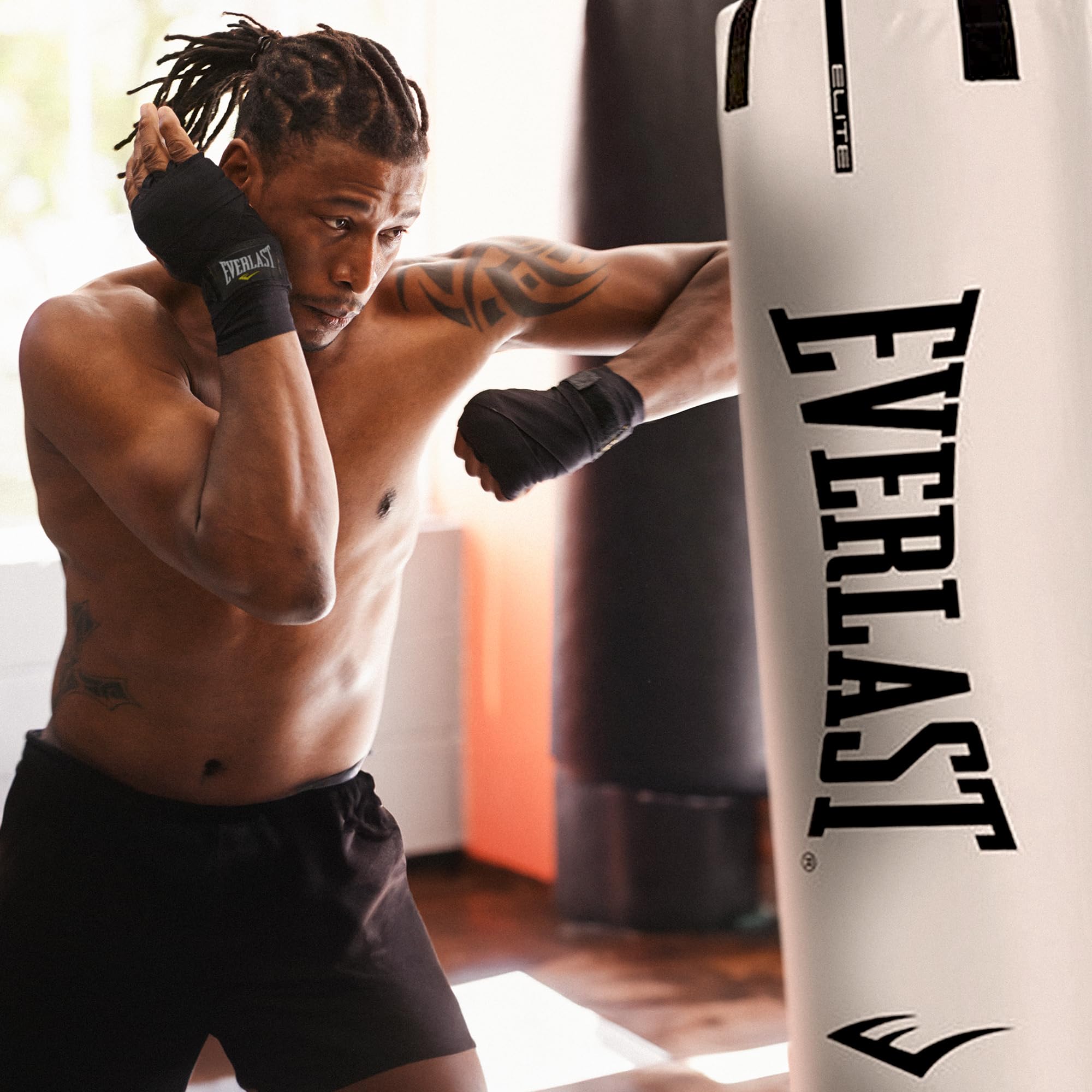 Everlast Elite 2 NevaTear 80 Pound Hangable Heavy Punching Bag with Dual Hanging Strap and Swivel Mount for Boxing and Martial Arts Training, White